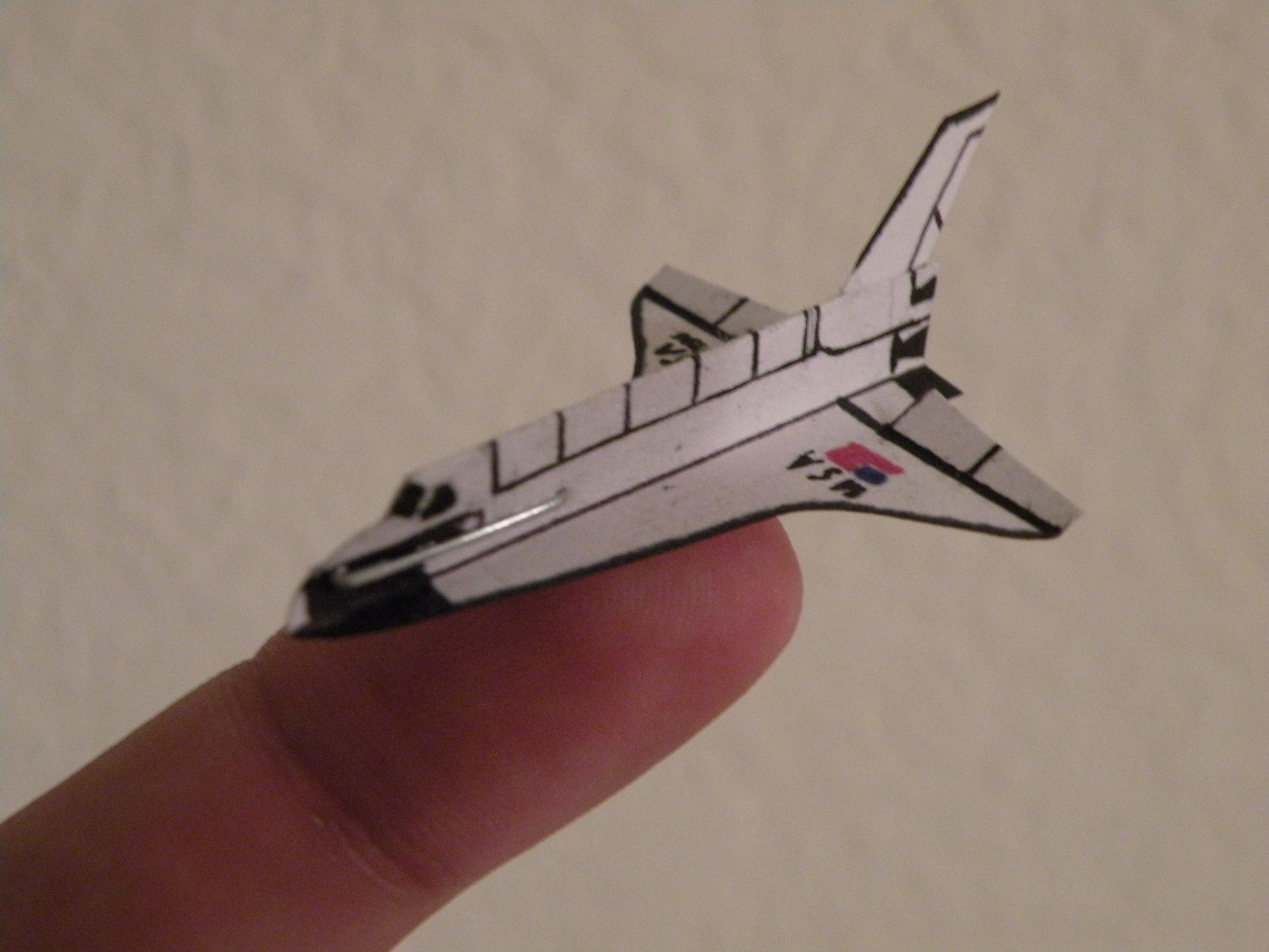 Mini Staple Space Shuttle : 10 Steps (with Pictures) - Instructables