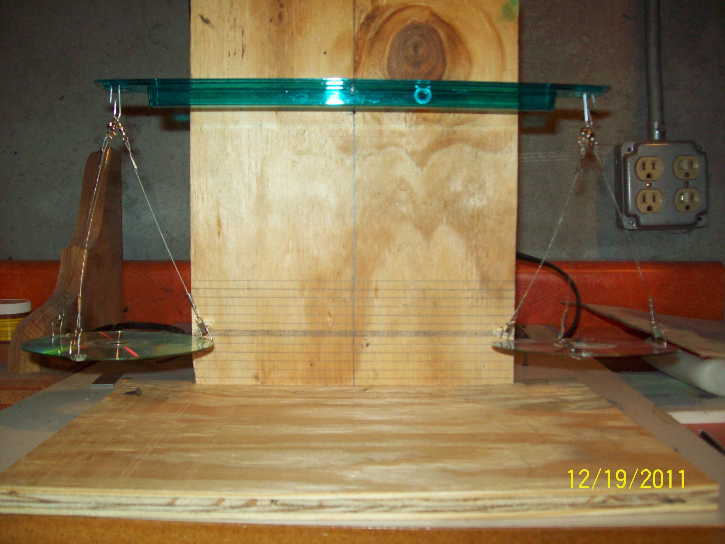 Make a Balance Scale Accurate to 1/2 Gram, Using a Ruler and 2 Old CDs ...