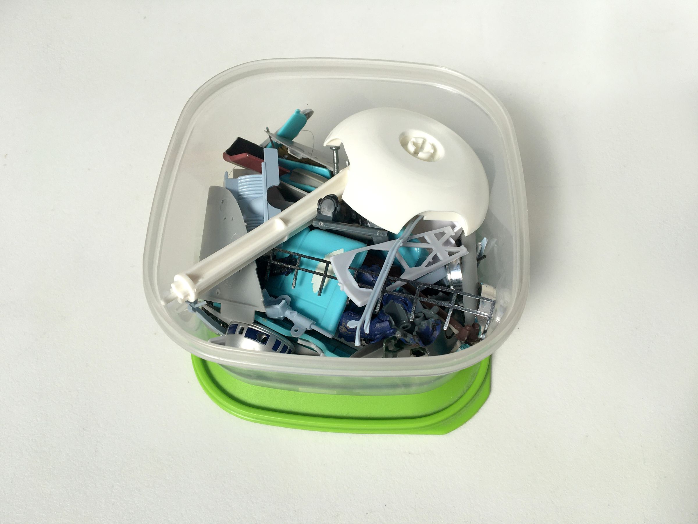 Kitbashing a Tabletop Model Robot : 5 Steps (with Pictures) - Instructables