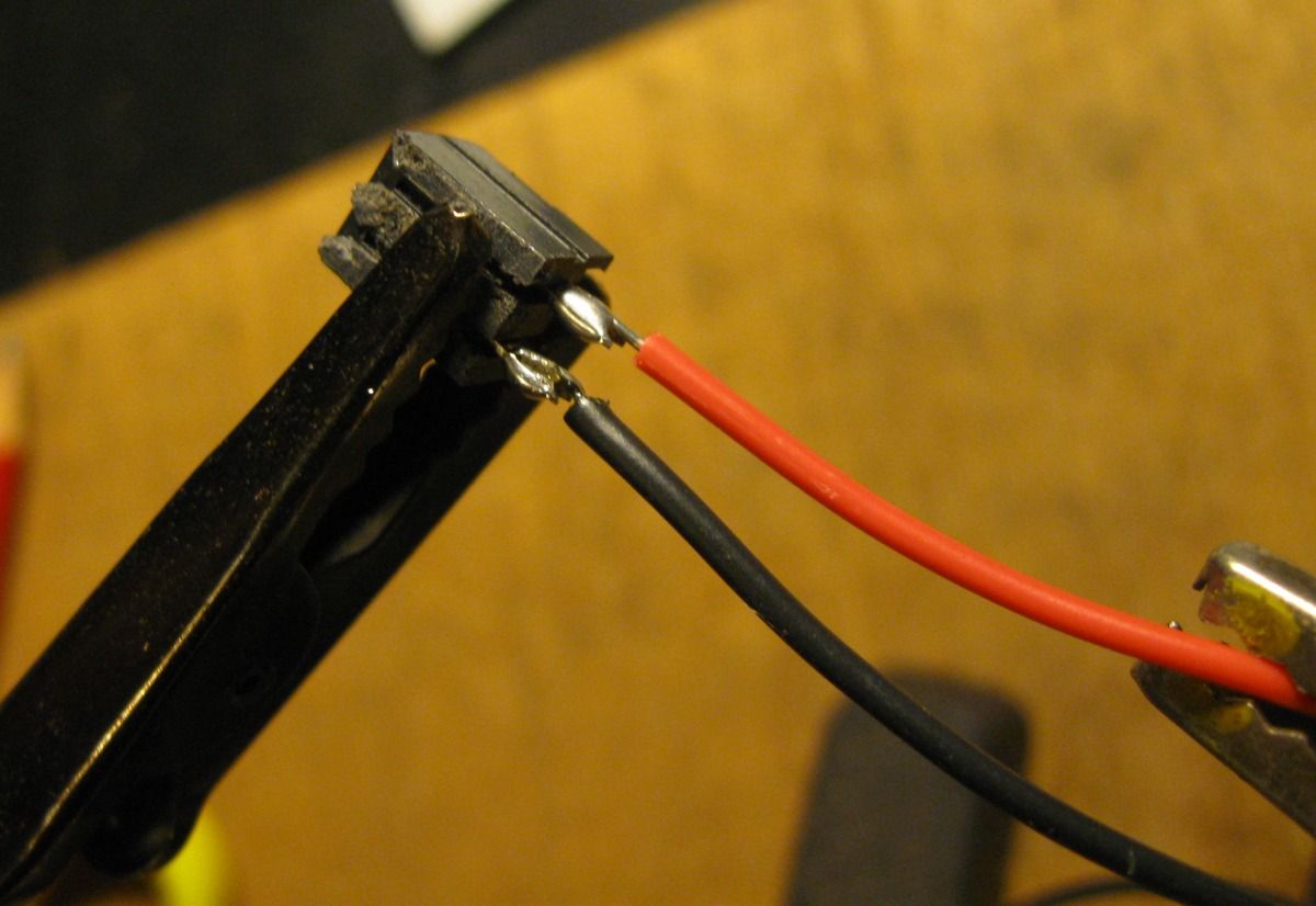 A Simple DIY Spectrophotometer : 8 Steps (with Pictures) - Instructables