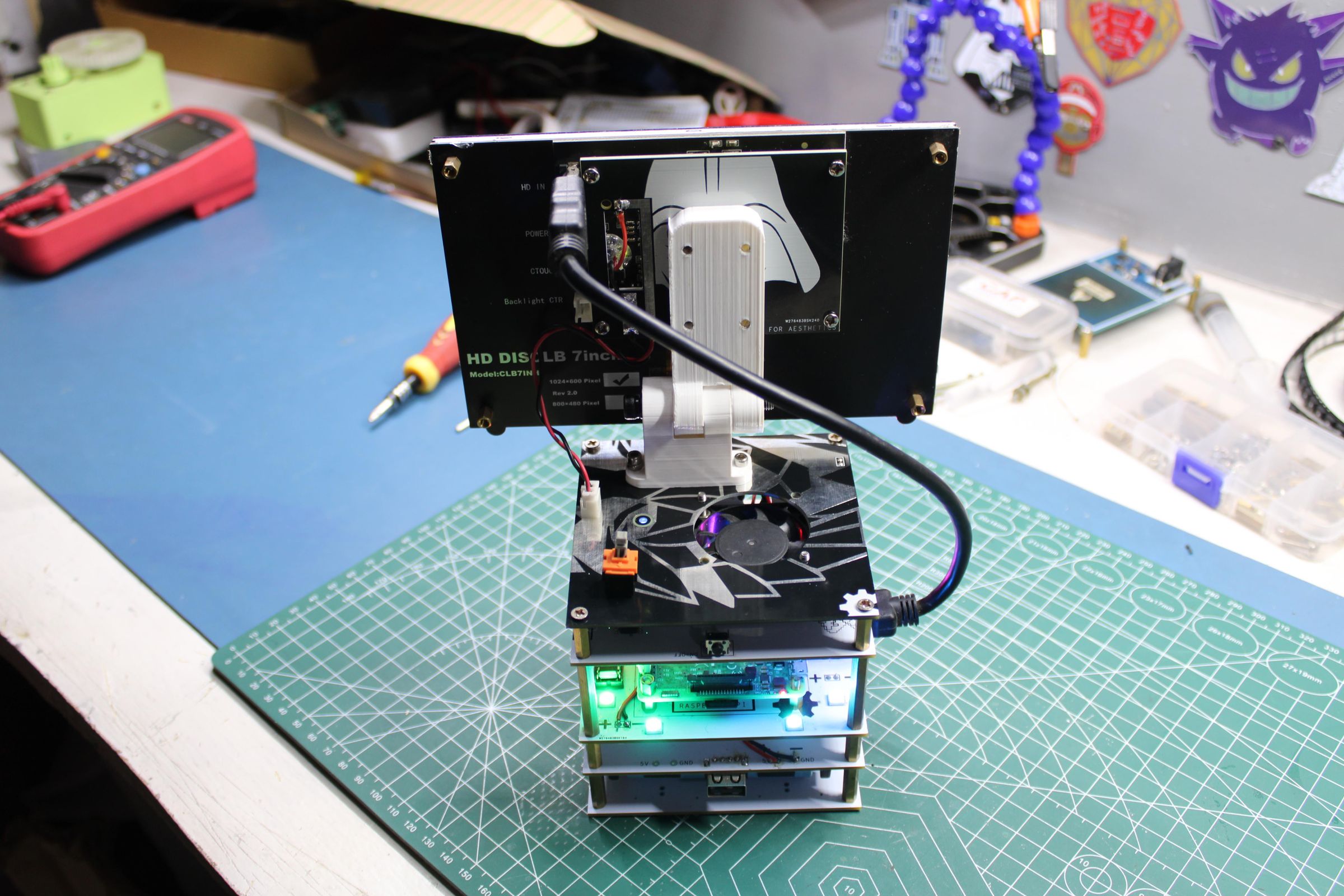 Sandwitch Dot IO Display Board : 10 Steps (with Pictures) - Instructables