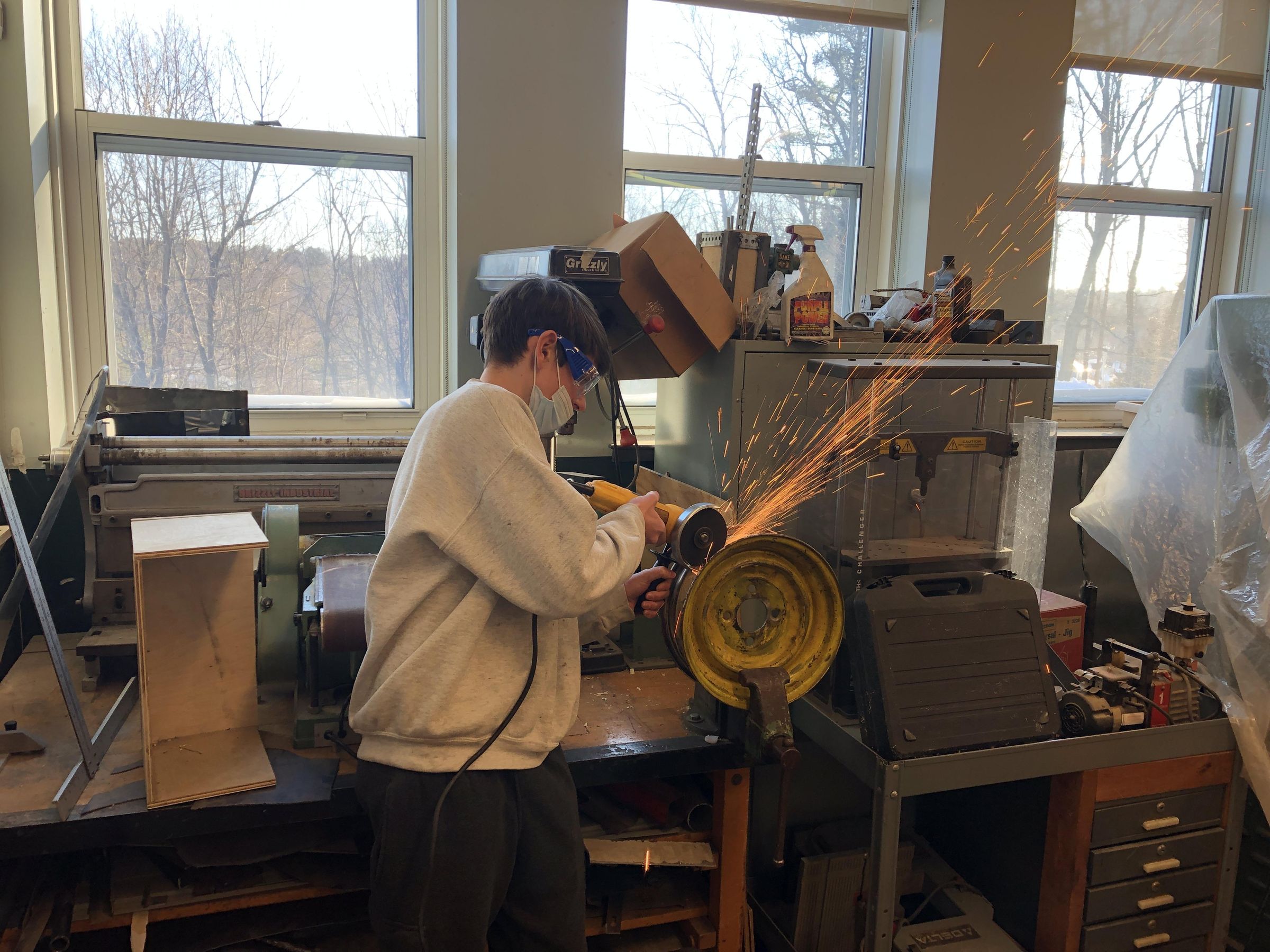 The Revolve Electric Lawn Mower - Made From Recycled Components! : 12 ...