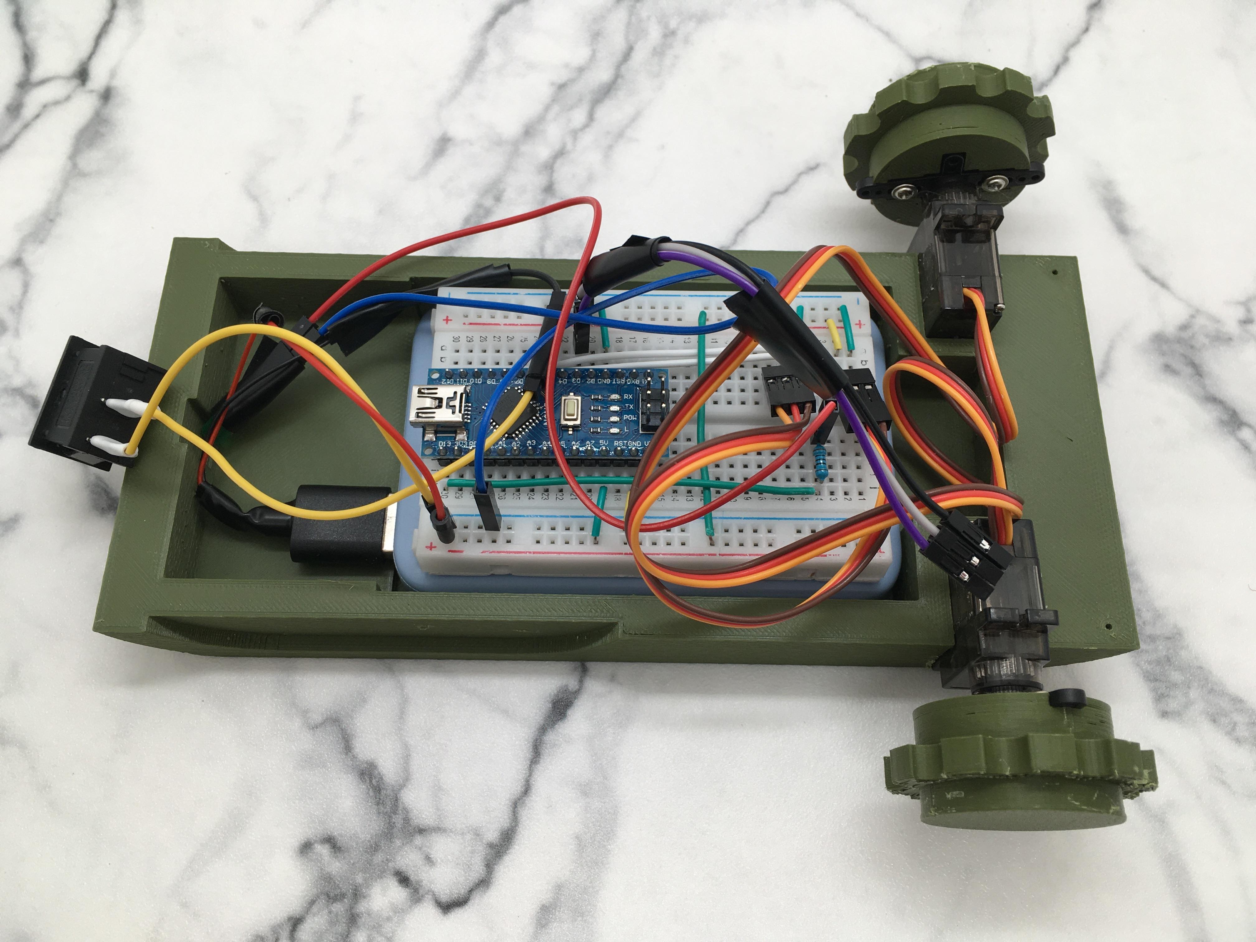 Chase the Expandable Robot 1.0 : 7 Steps (with Pictures) - Instructables