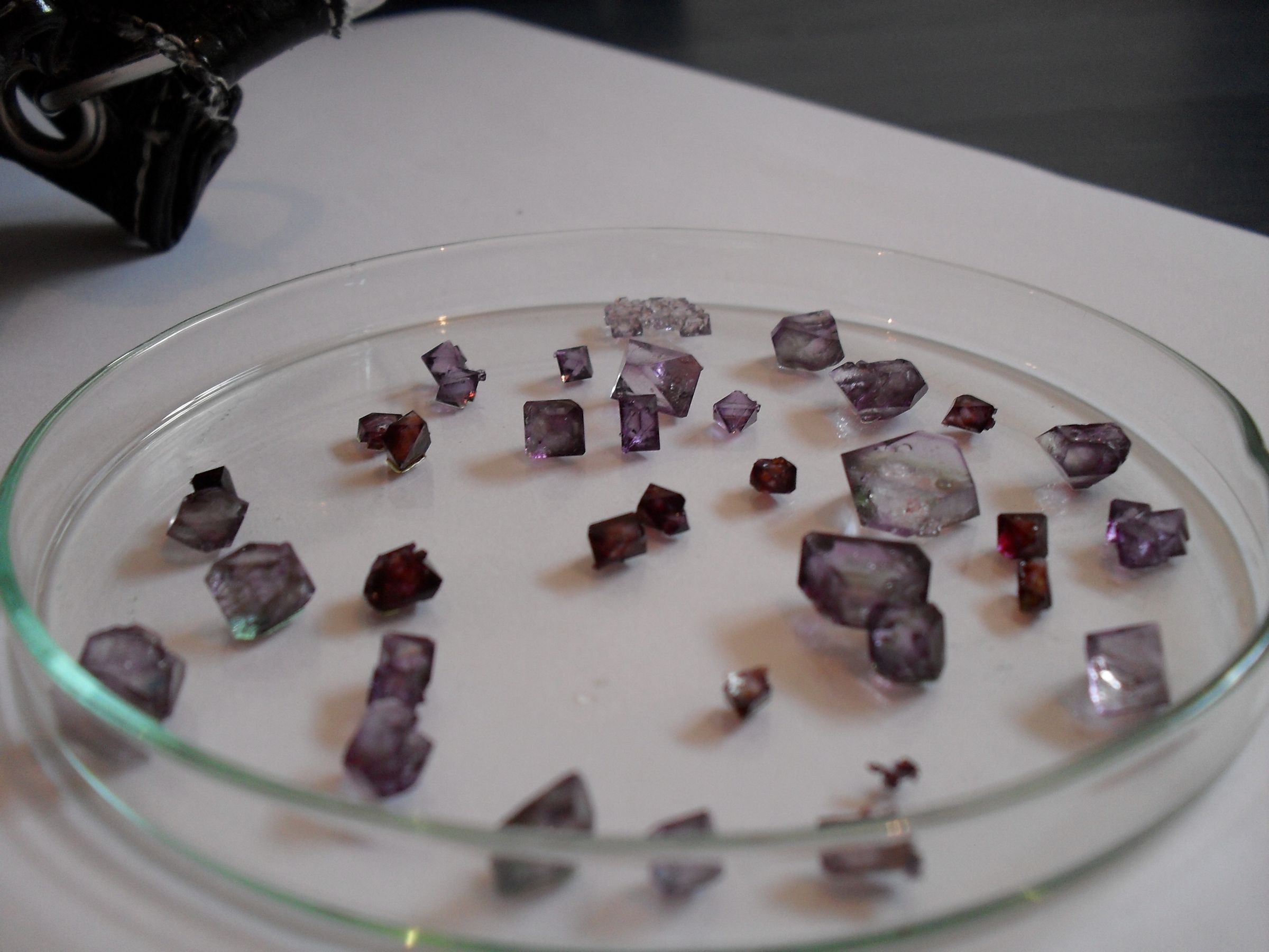 How to Grow Great Crystals : 14 Steps (with Pictures) - Instructables