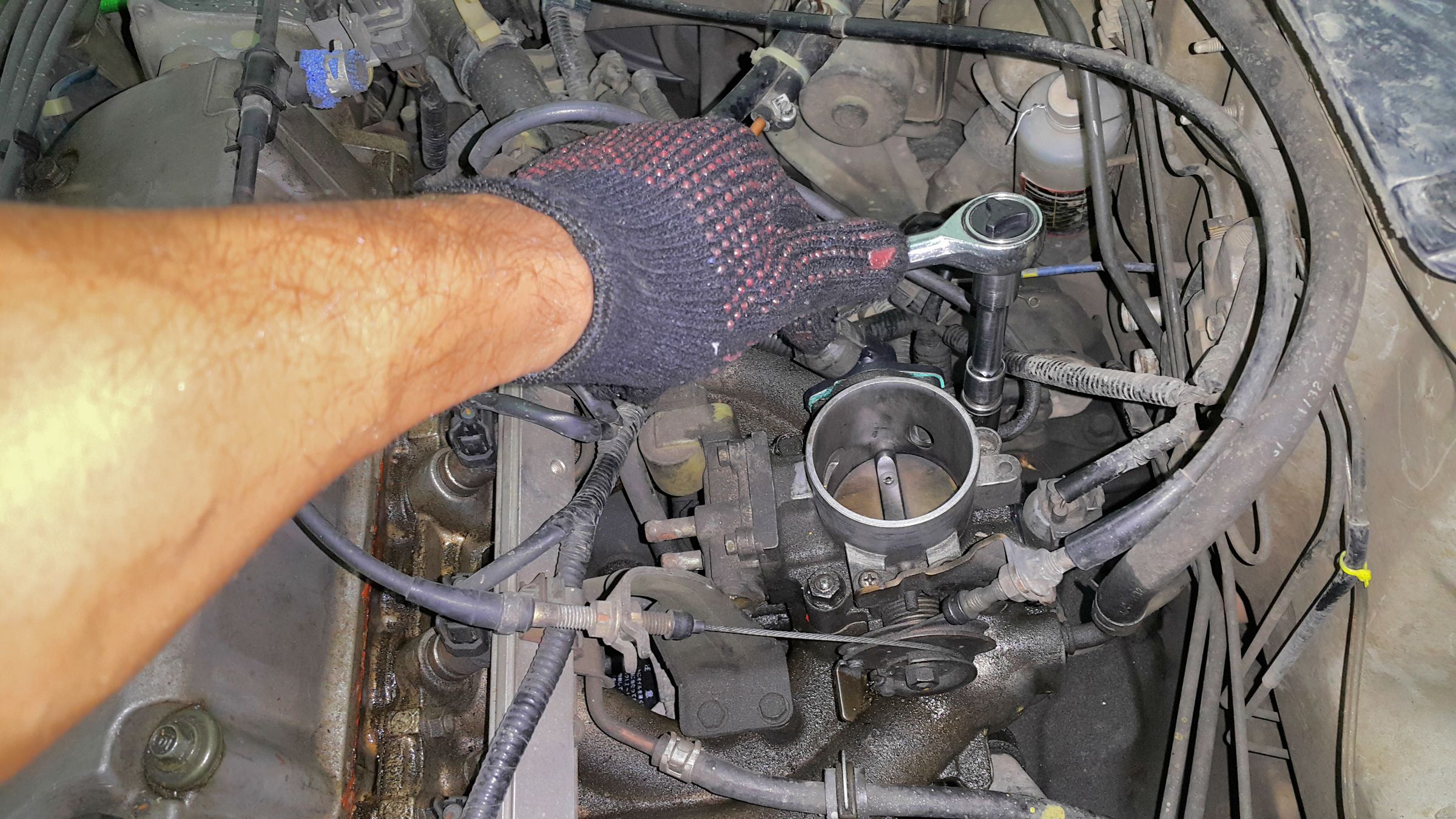 Replacing of the Map Sensor on My Honda Civic 1999 D15B. : 4 Steps ...