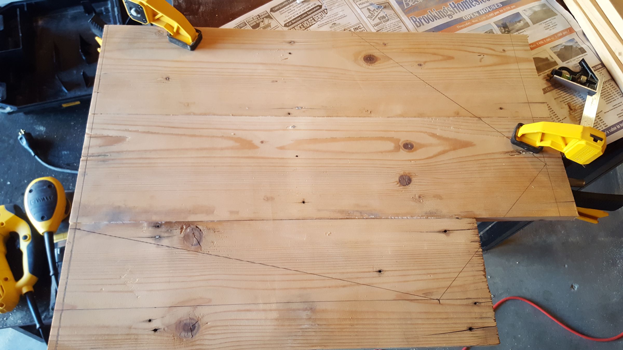 Computer Monitor Riser : 4 Steps (with Pictures) - Instructables