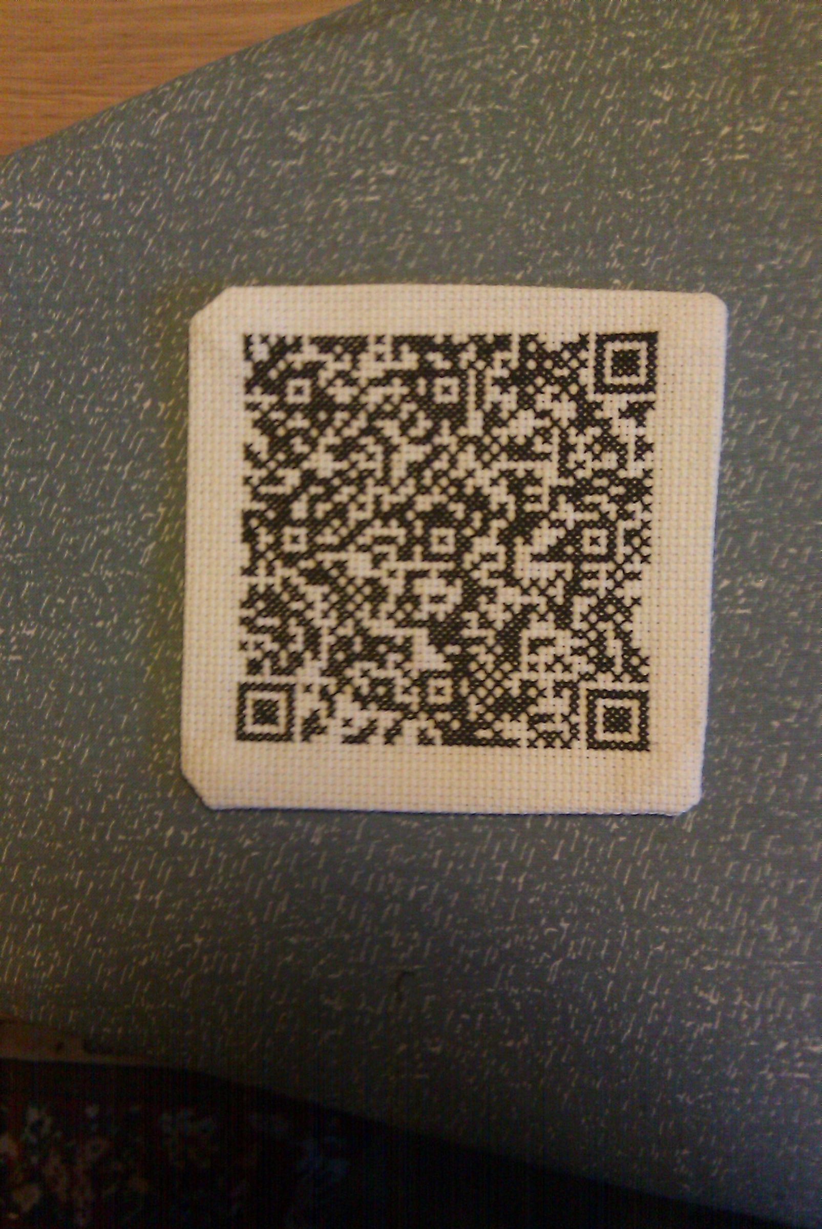 QR-Code Cross Stitch Patch : 11 Steps (with Pictures) - Instructables