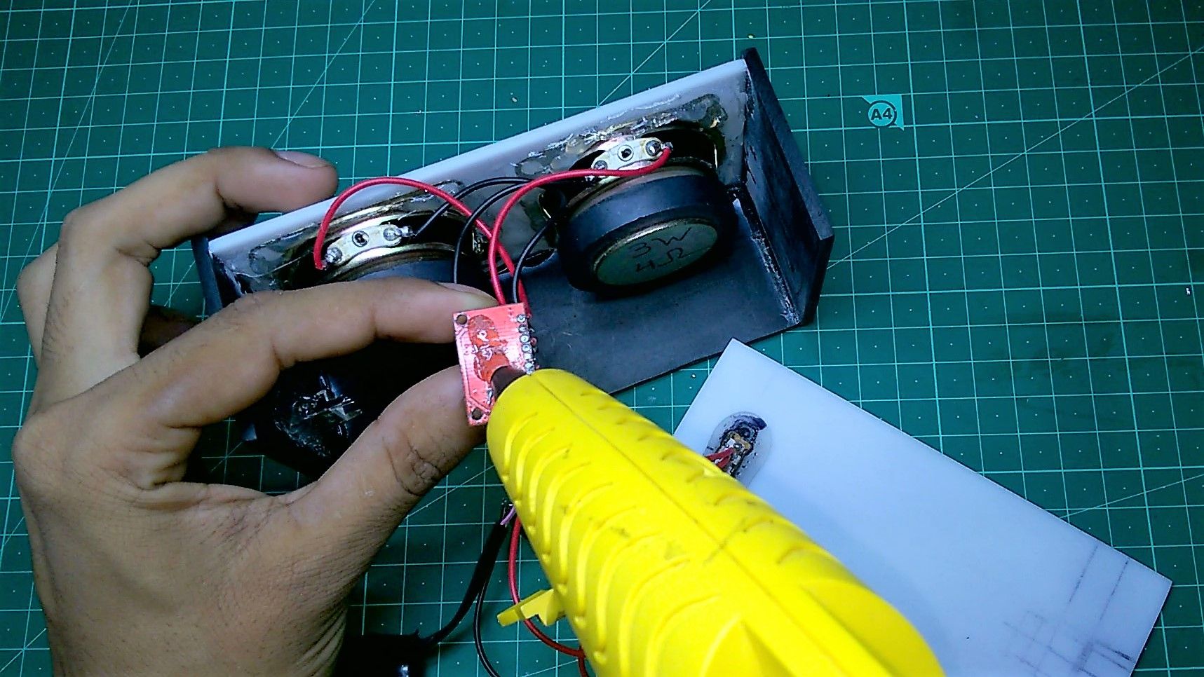 DIY Portable and Powerful Bluetooth Speaker : 11 Steps (with Pictures ...
