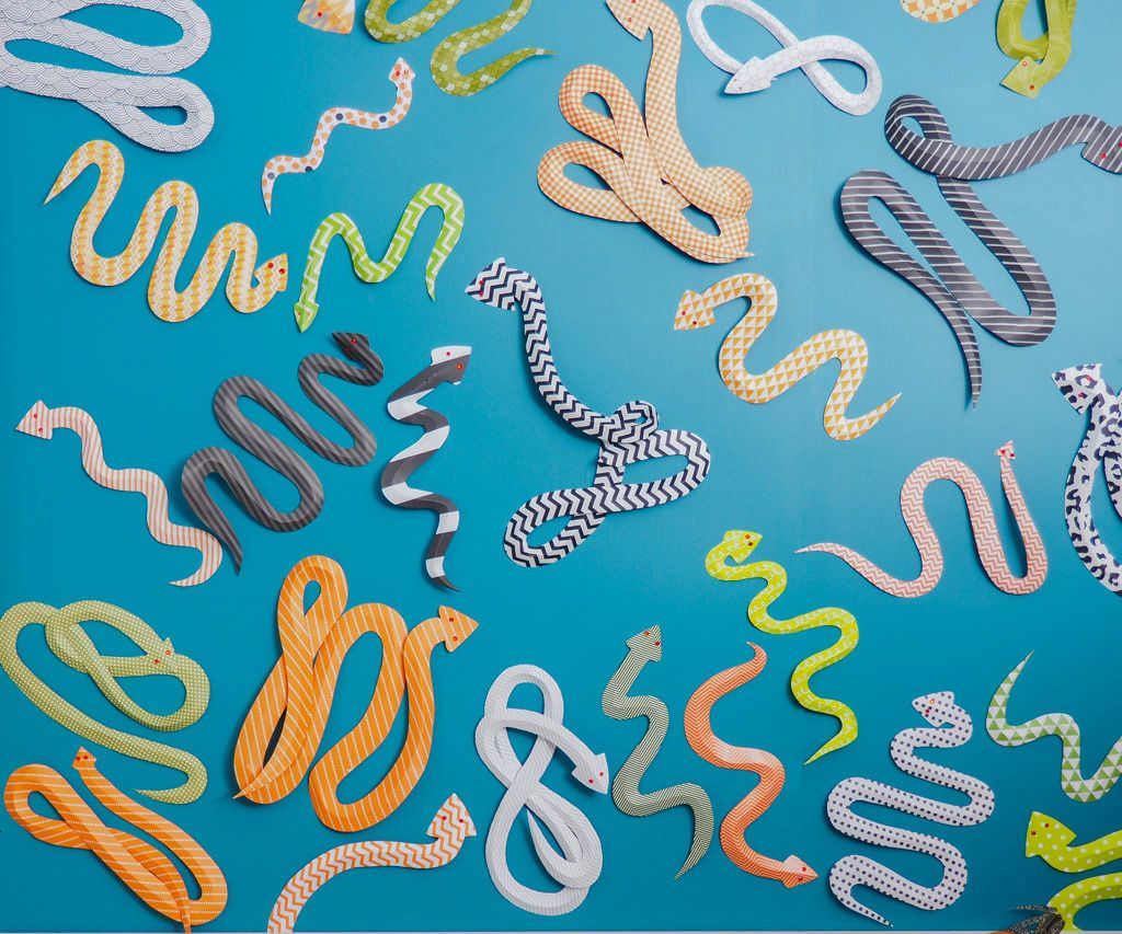 Halloween Paper Snakes : 4 Steps (with Pictures) - Instructables