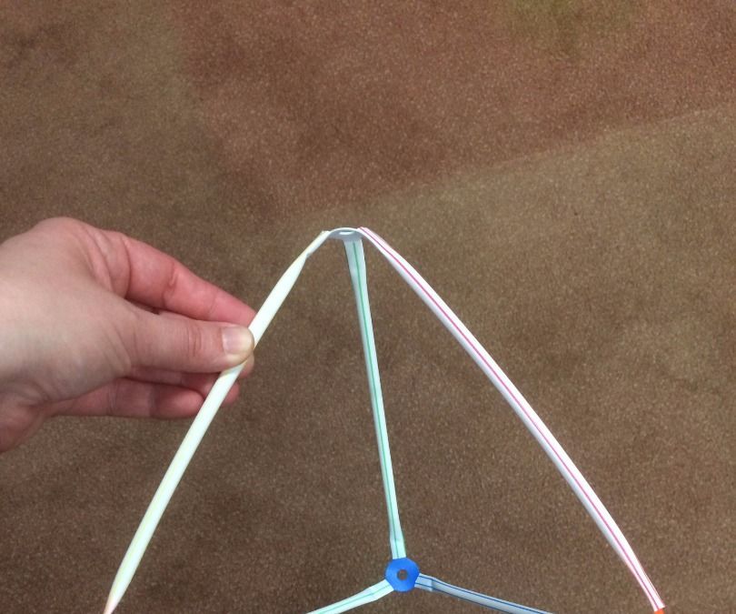 Pyramid Strawbee - Instructables