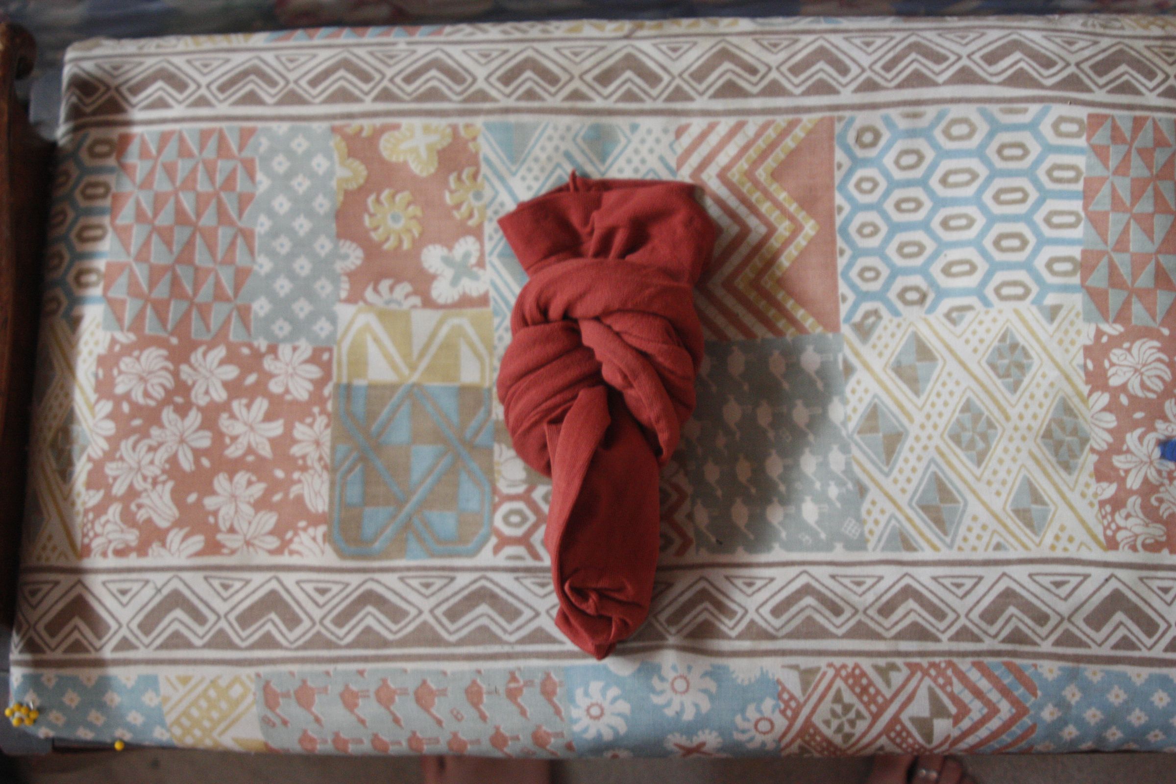 How to Store Tights and Stockings by Tying Them Into Simple Knots : 5 ...