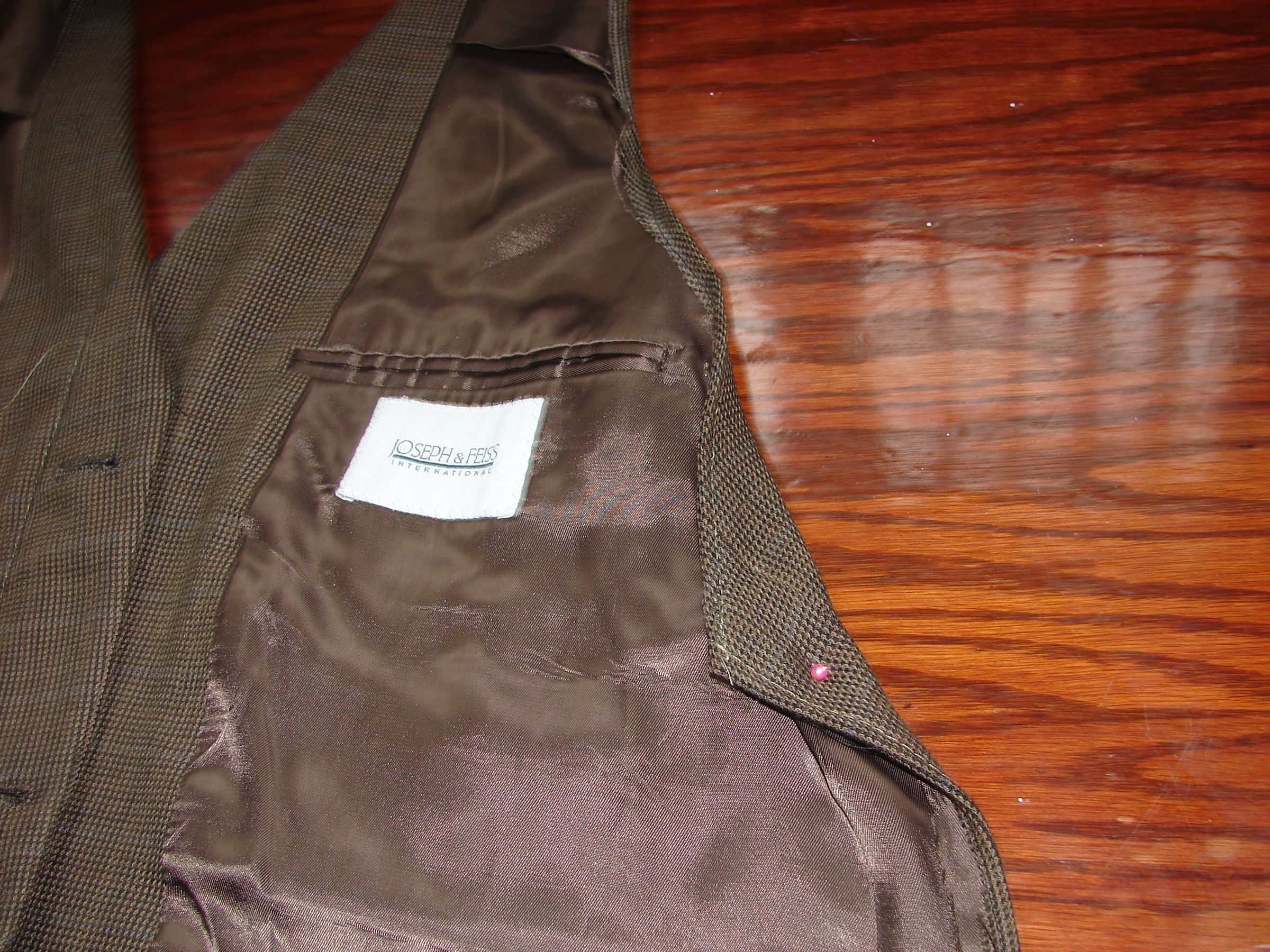 Suit Apron! : 14 Steps - Instructables