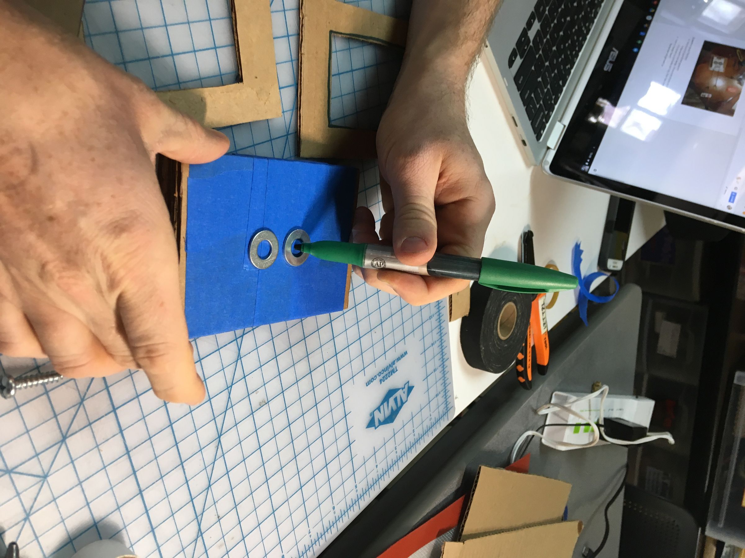 Slap Switch: Simple, No-Solder Touch Switch : 7 Steps - Instructables