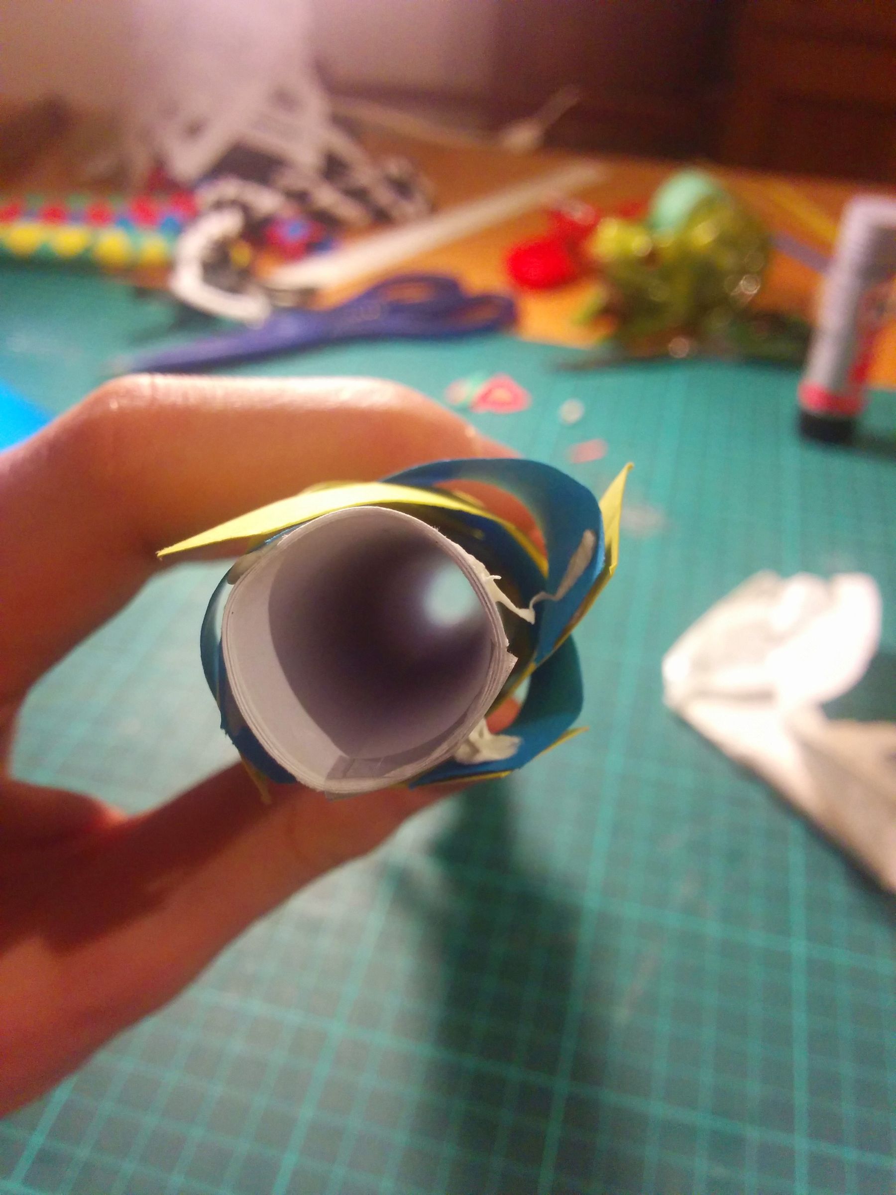 Paper Chinese Finger Trap : 9 Steps (with Pictures) - Instructables