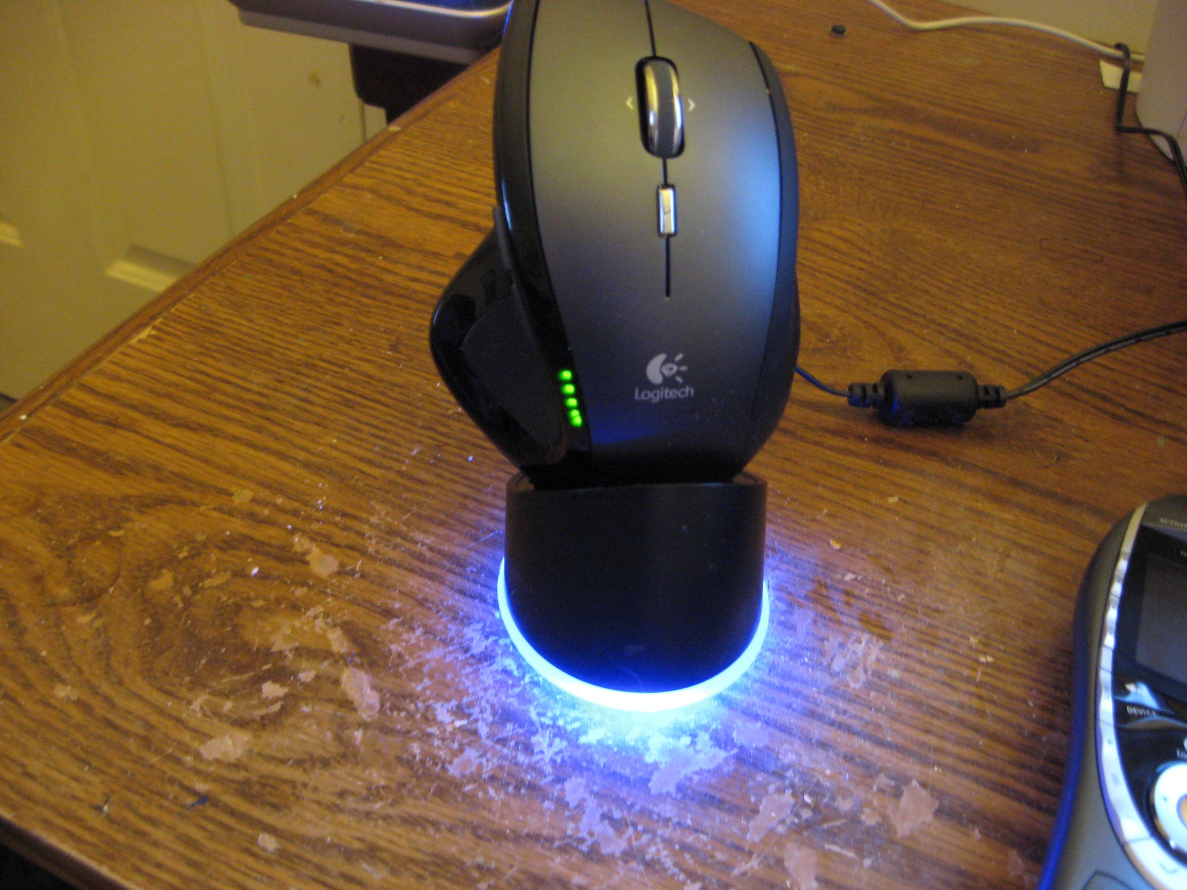 Logitech MX-Revolution Charging Base Accent Lighting : 6 Steps ...