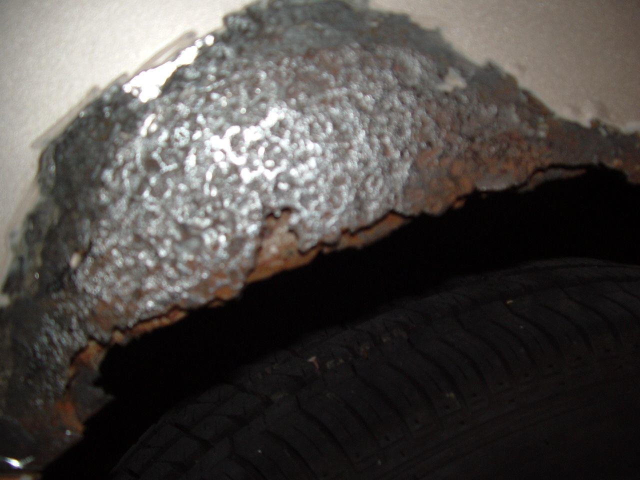 How to Fix Rust Around Your Wheel Wells : 8 Steps (with Pictures ...