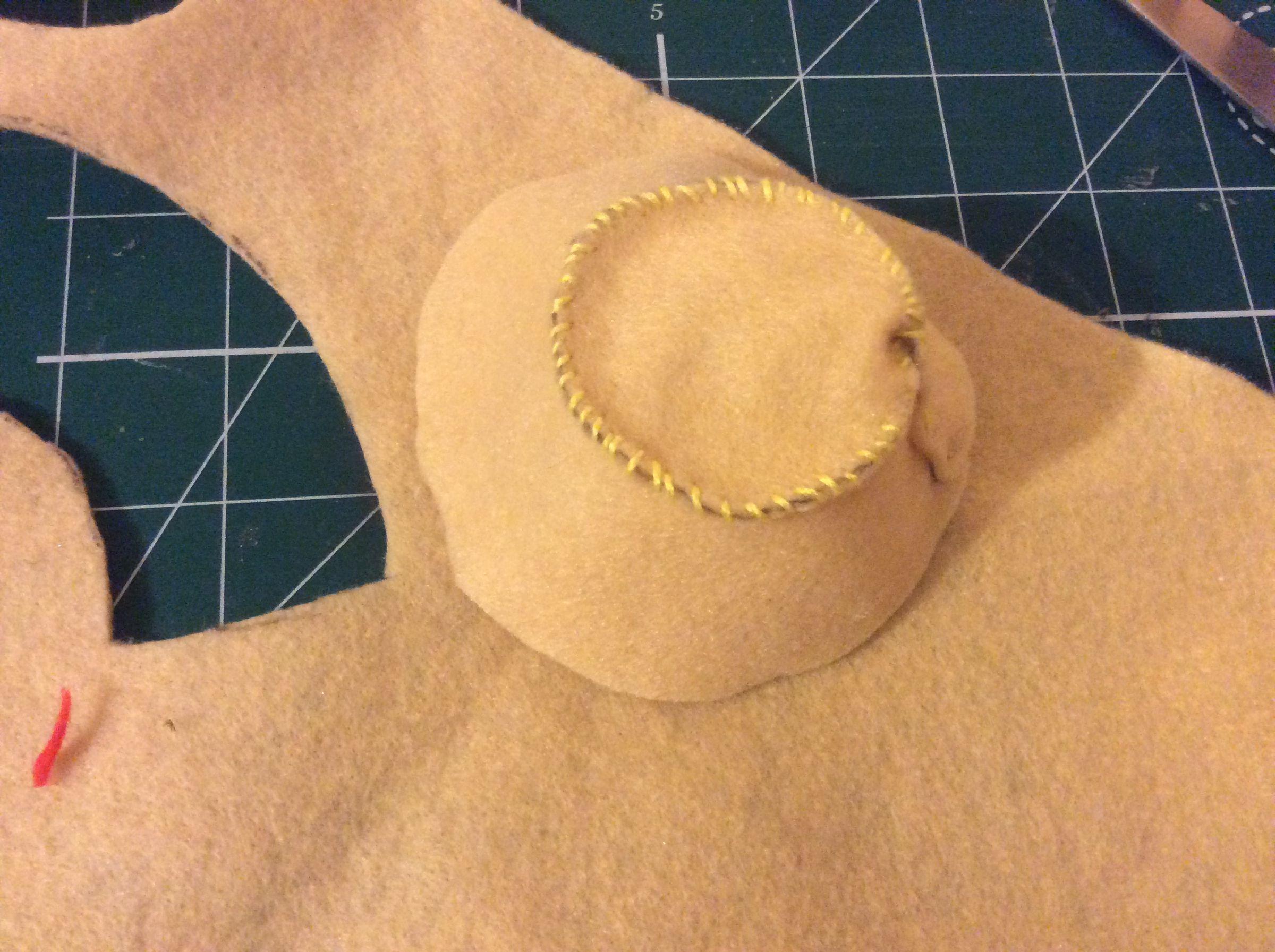 How to Make Cupcake Pincushions : 9 Steps (with Pictures) - Instructables