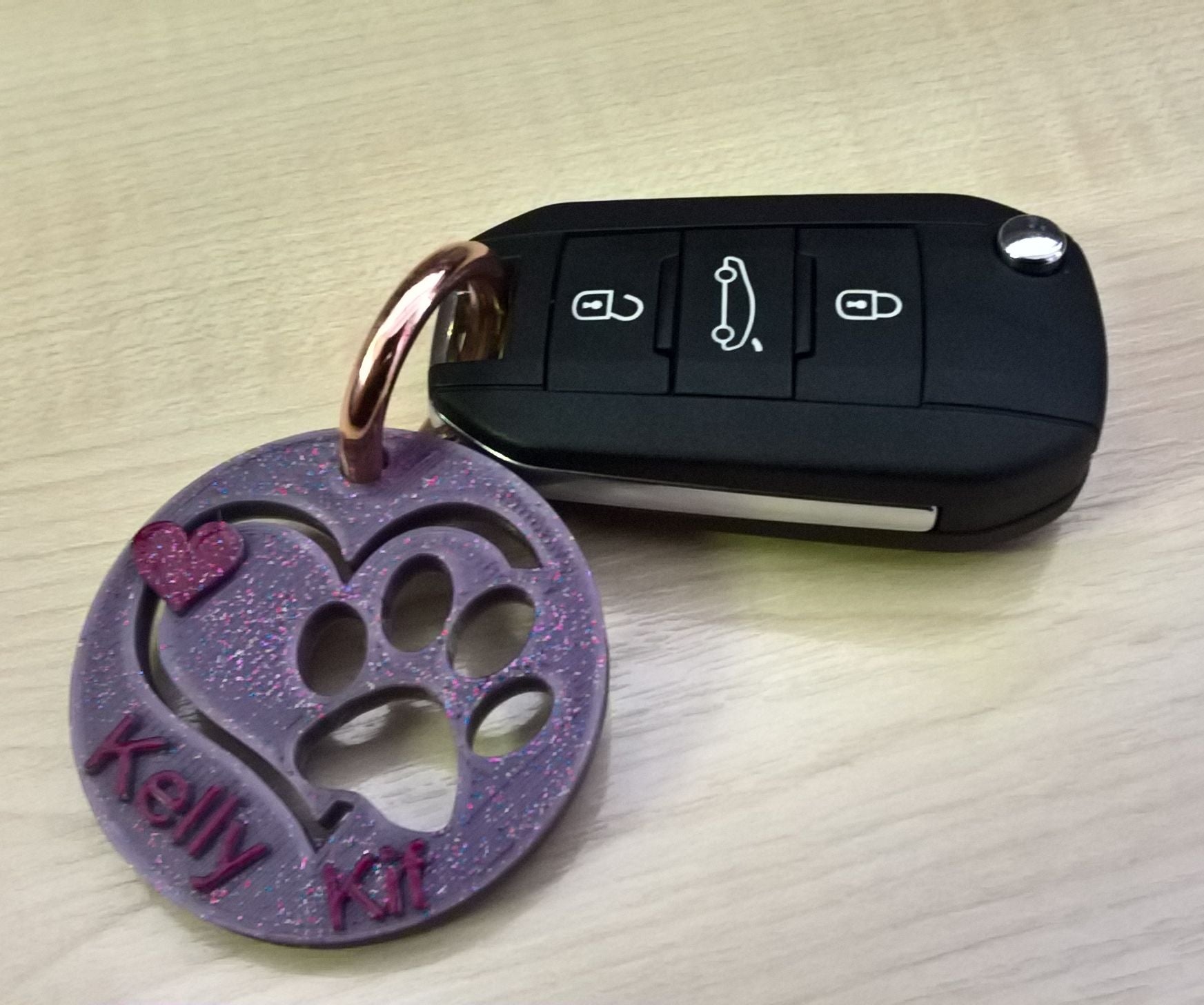 Keychain : 14 Steps (with Pictures) - Instructables