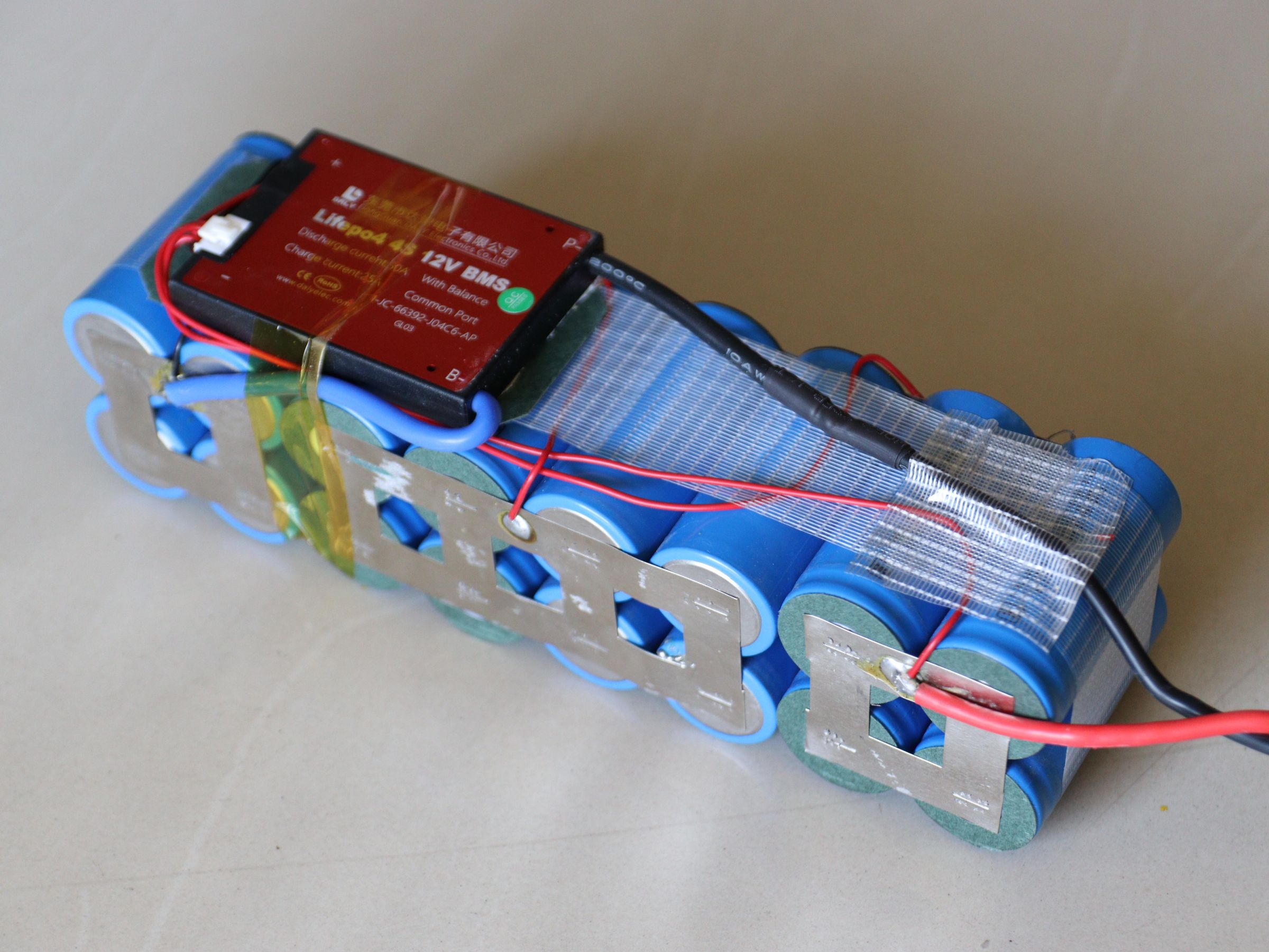 DIY Portable Solar Generator V2 : 21 Steps (with Pictures) - Instructables