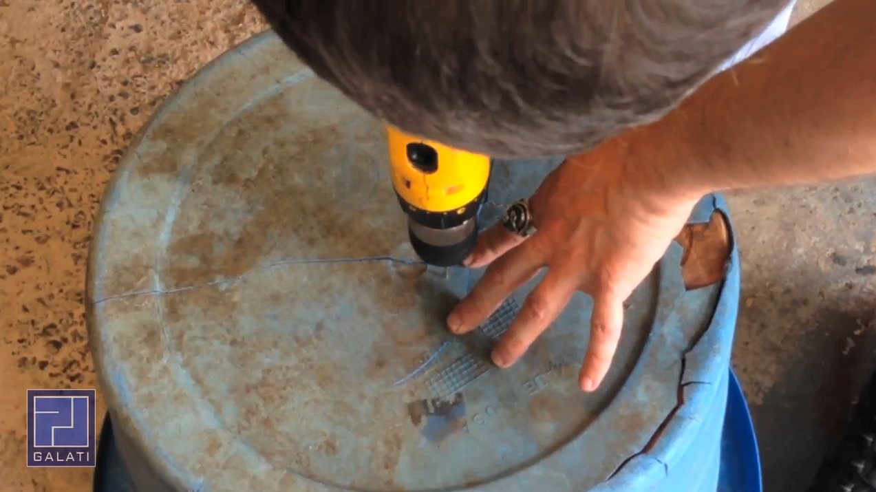Fix a Cracked Bucket : 8 Steps (with Pictures) - Instructables
