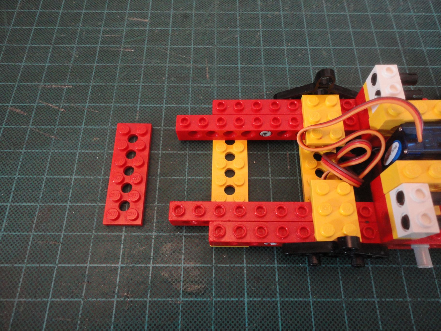 R/C LEGO® Car Redux : 12 Steps (with Pictures) - Instructables