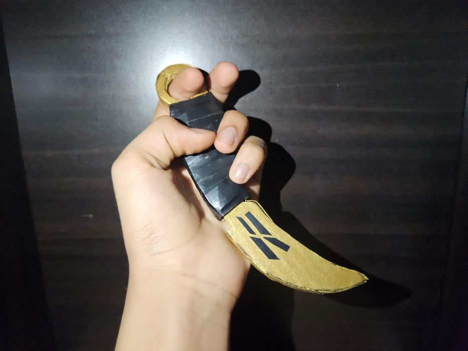Cardboard Karambit : 8 Steps - Instructables
