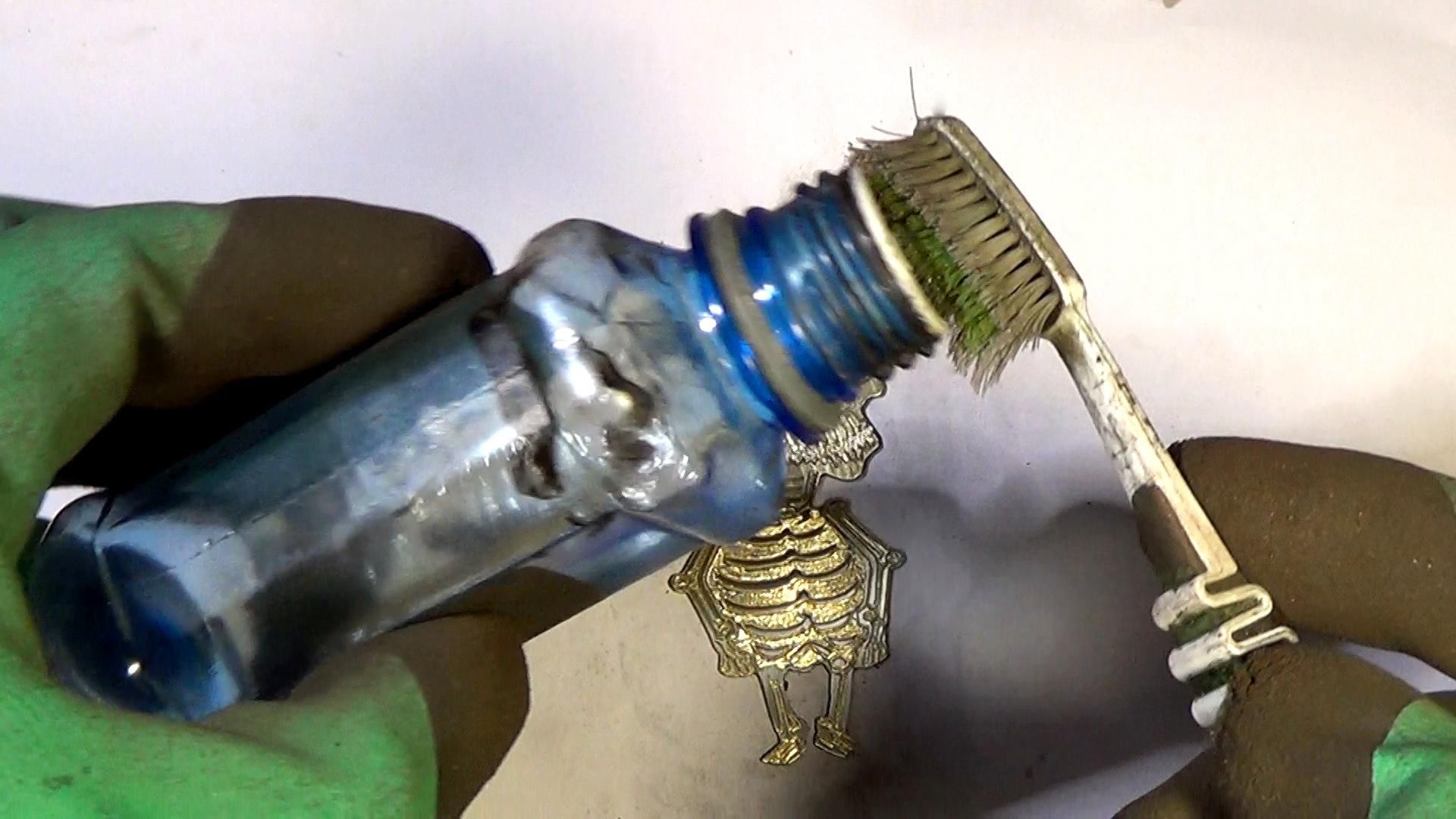Spellbinding Halloween Decoration: Creating a Unique Skeleton Piece You’ll Want to Show Off! : 5 ...