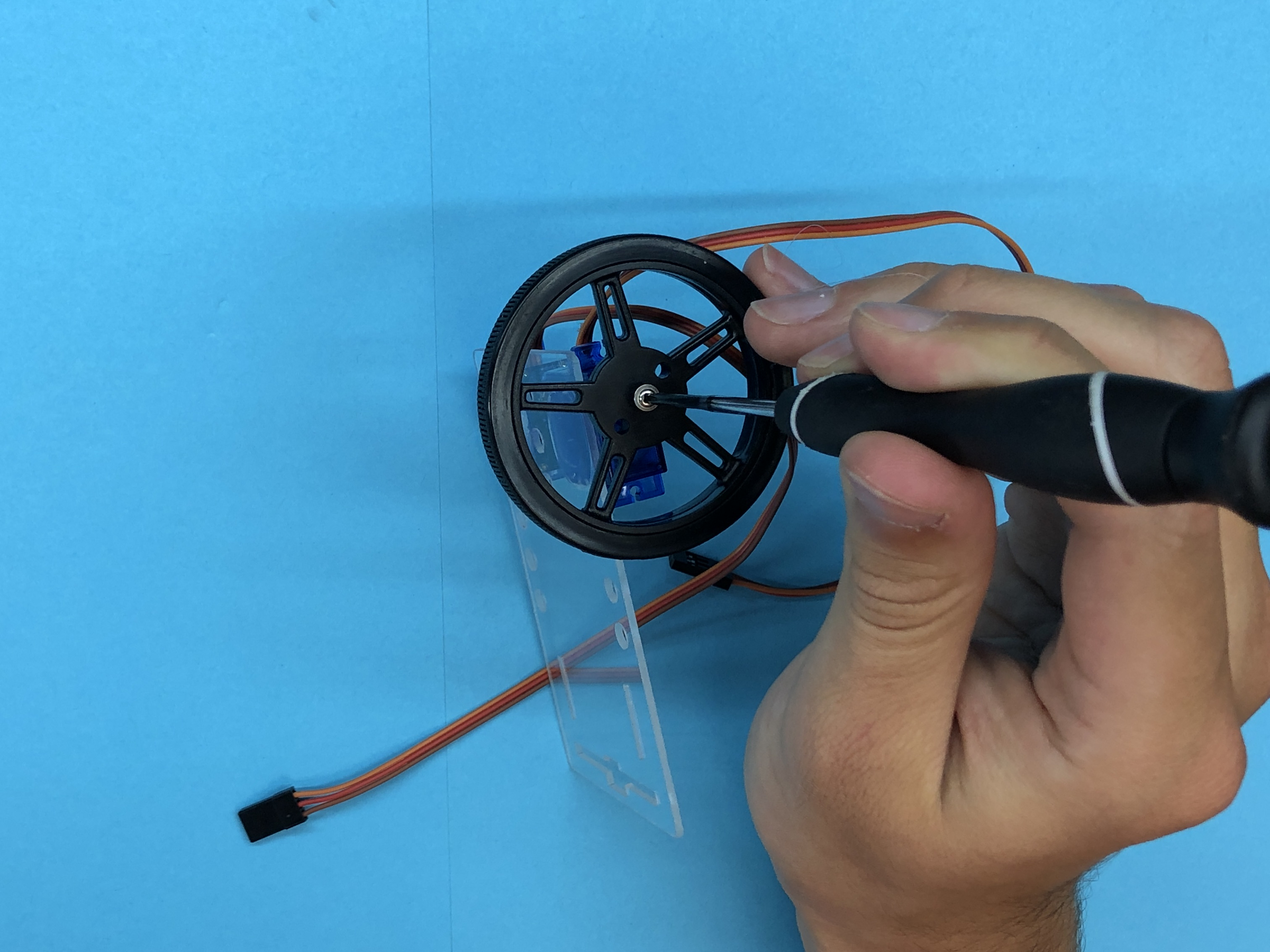 Micro:Bot - Micro:Bit : 20 Steps - Instructables