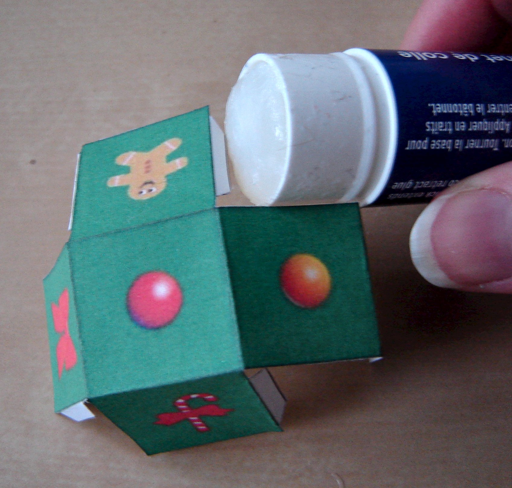 Mini Paper Cube Christmas Tree : 6 Steps - Instructables