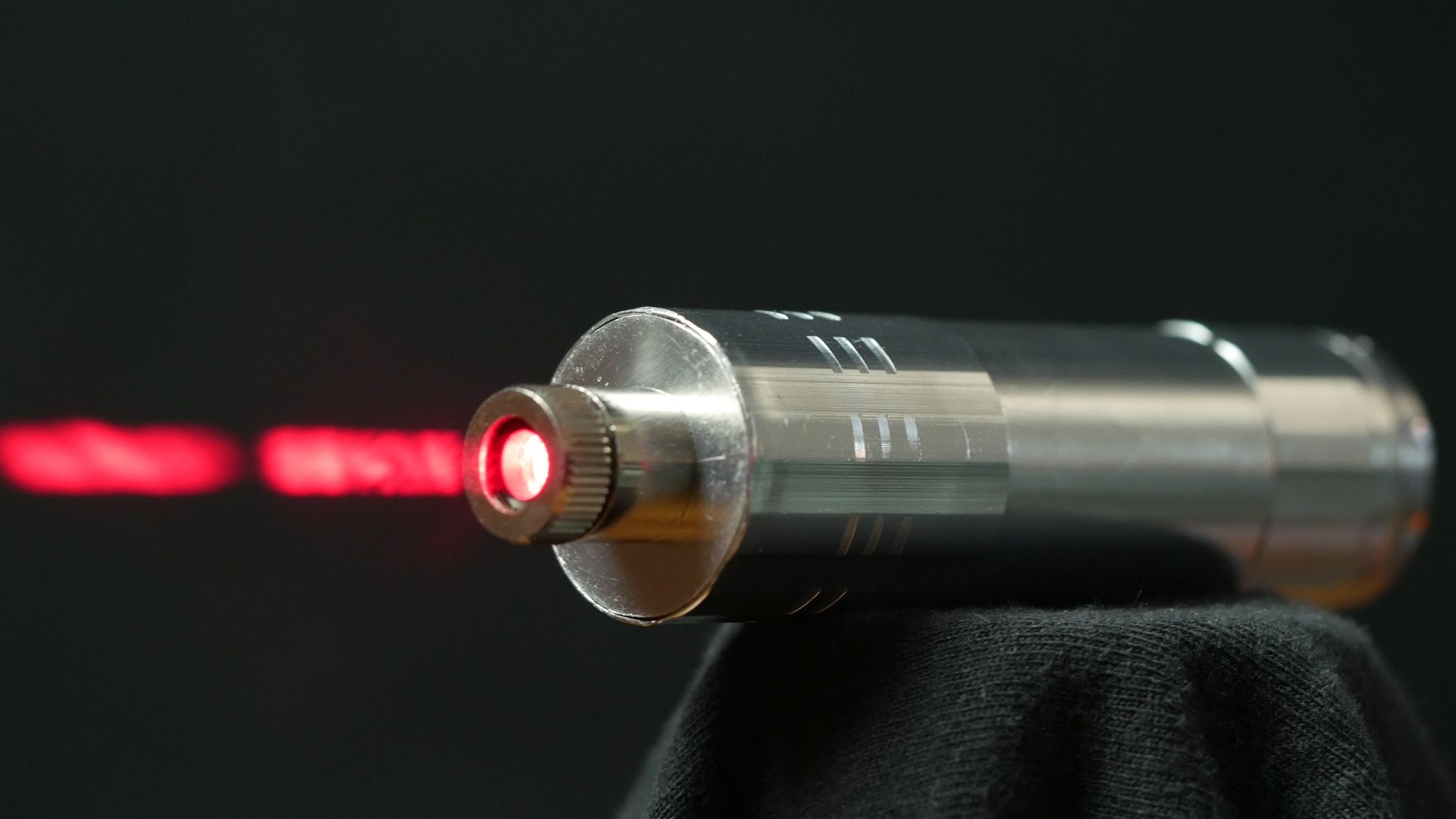 Powerful Burning Laser : 5 Steps (with Pictures) - Instructables