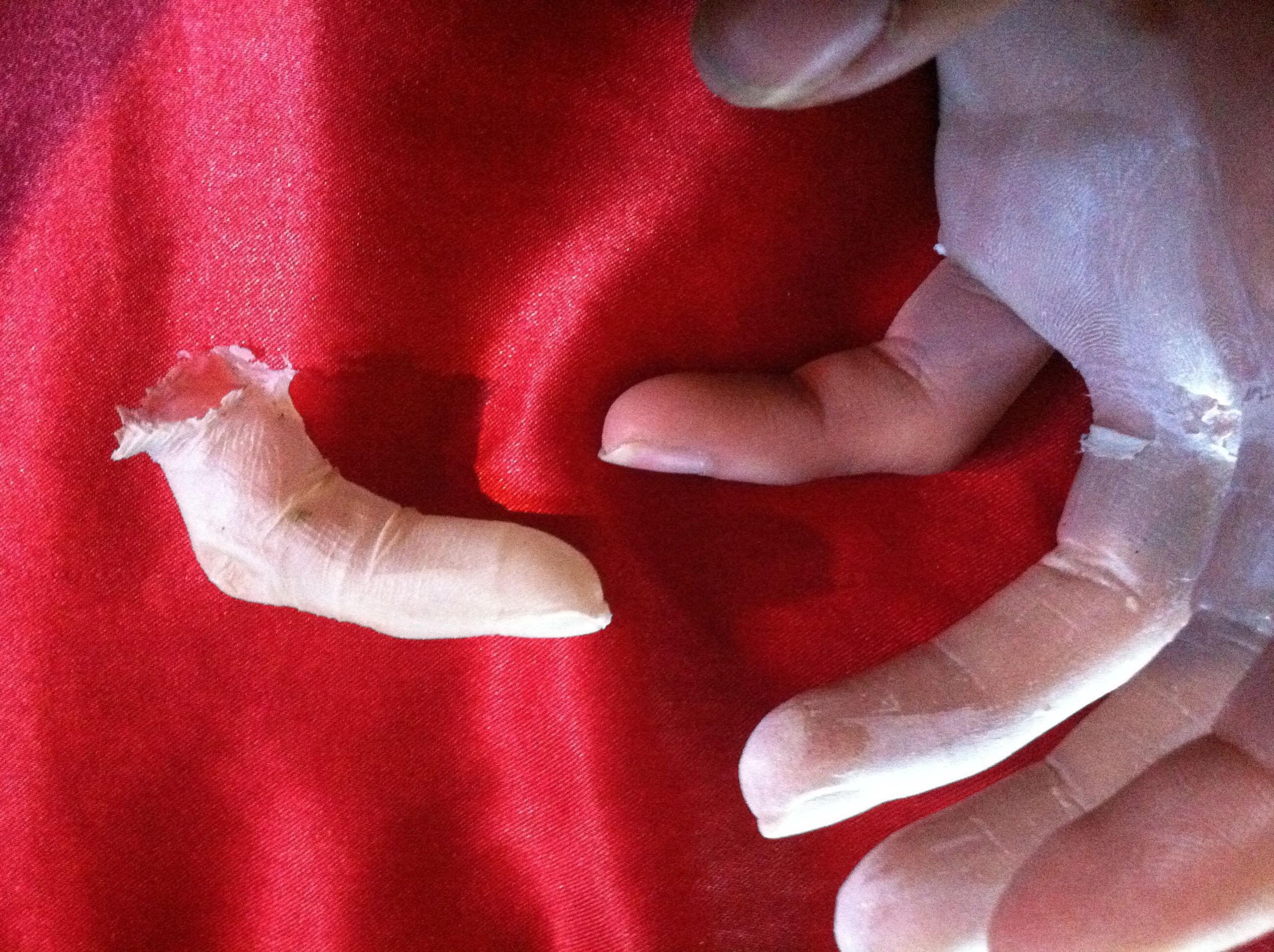 Simple Severed Fingers : 7 Steps (with Pictures) - Instructables