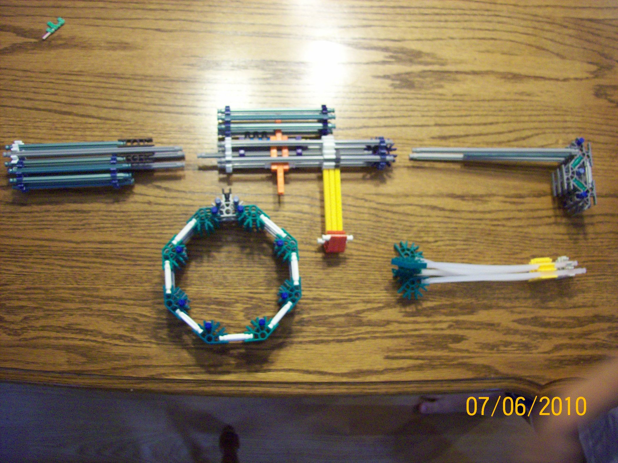 Knex Interchangable Parts Gun Model : 7 Steps - Instructables