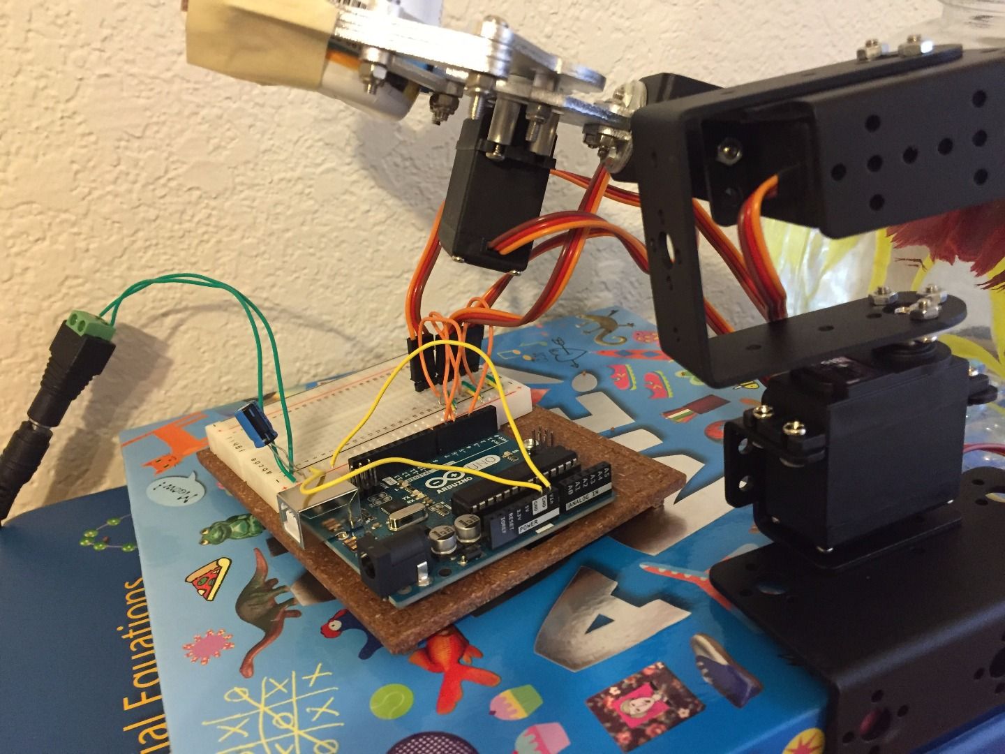 Robotic Arm Fish Feeder : 4 Steps (with Pictures) - Instructables