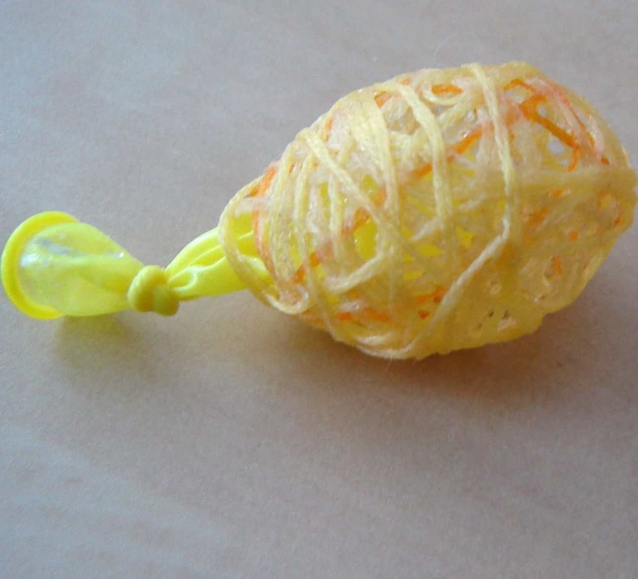 String Easter Eggs : 8 Steps (with Pictures) - Instructables