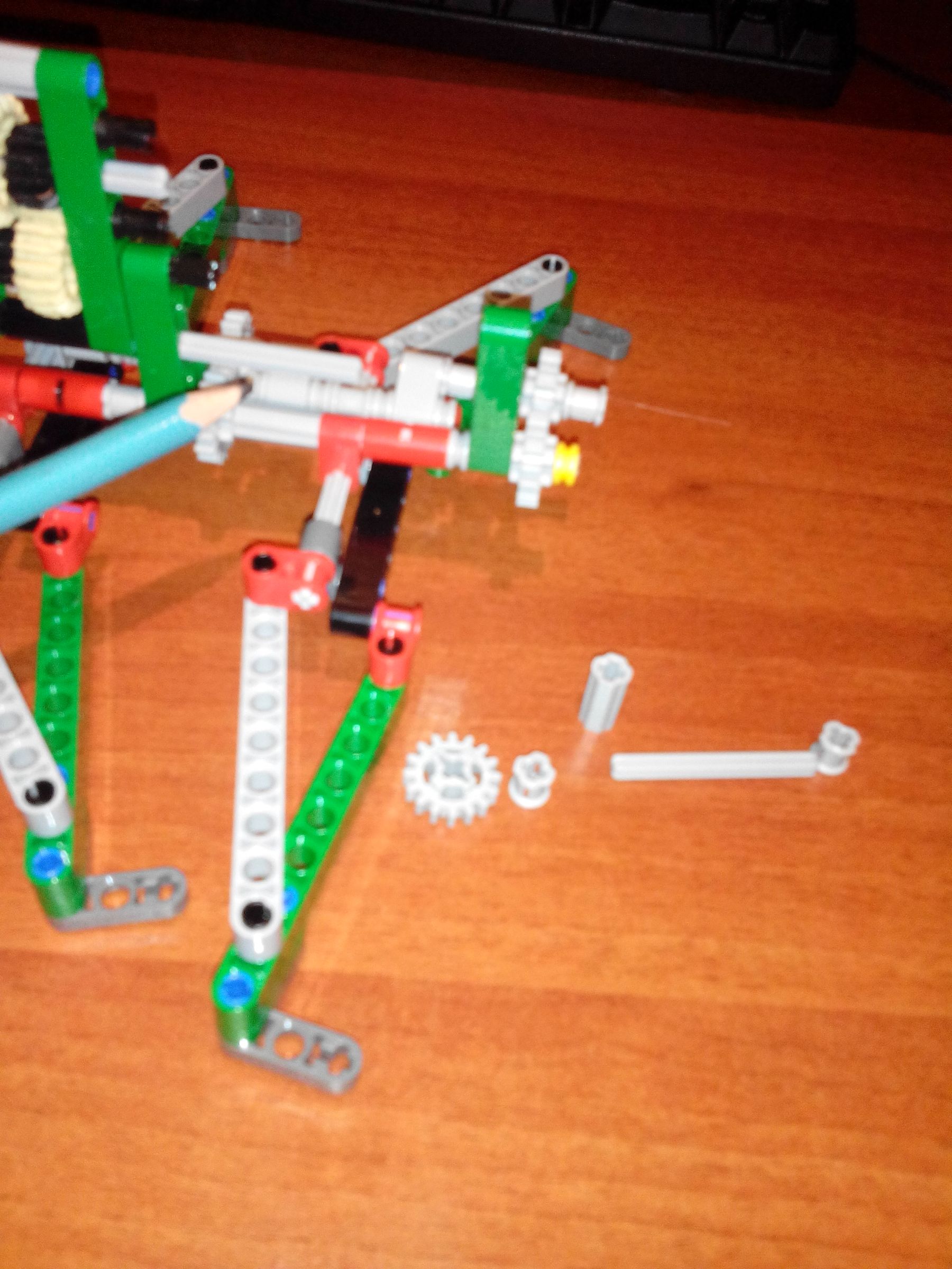 Lego Hexapod : 5 Steps - Instructables