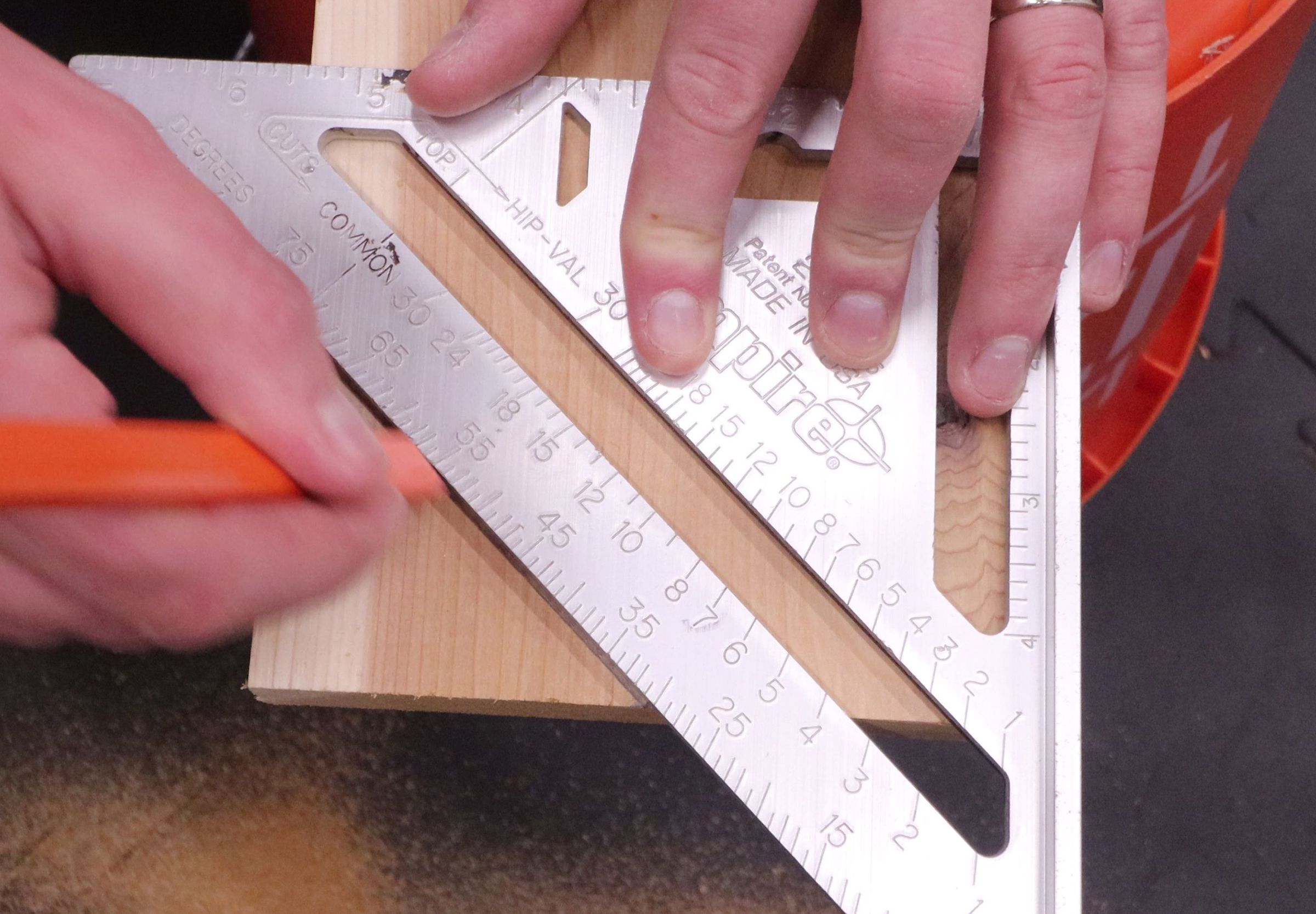 Simple Birdhouse | Easy Quarantine Project With the Kids | FREE PLANS ...