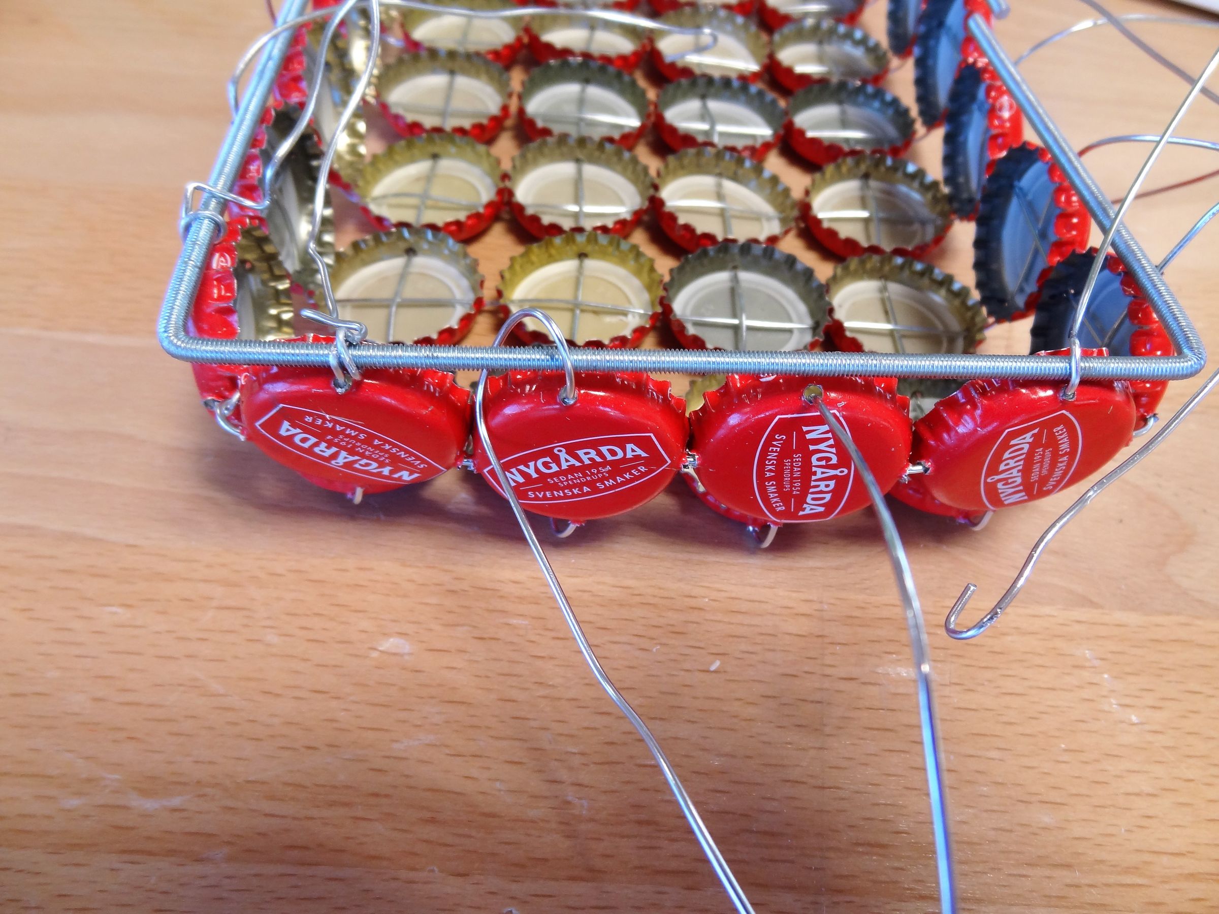 Make a Bottle Cap Bag : 11 Steps (with Pictures) - Instructables