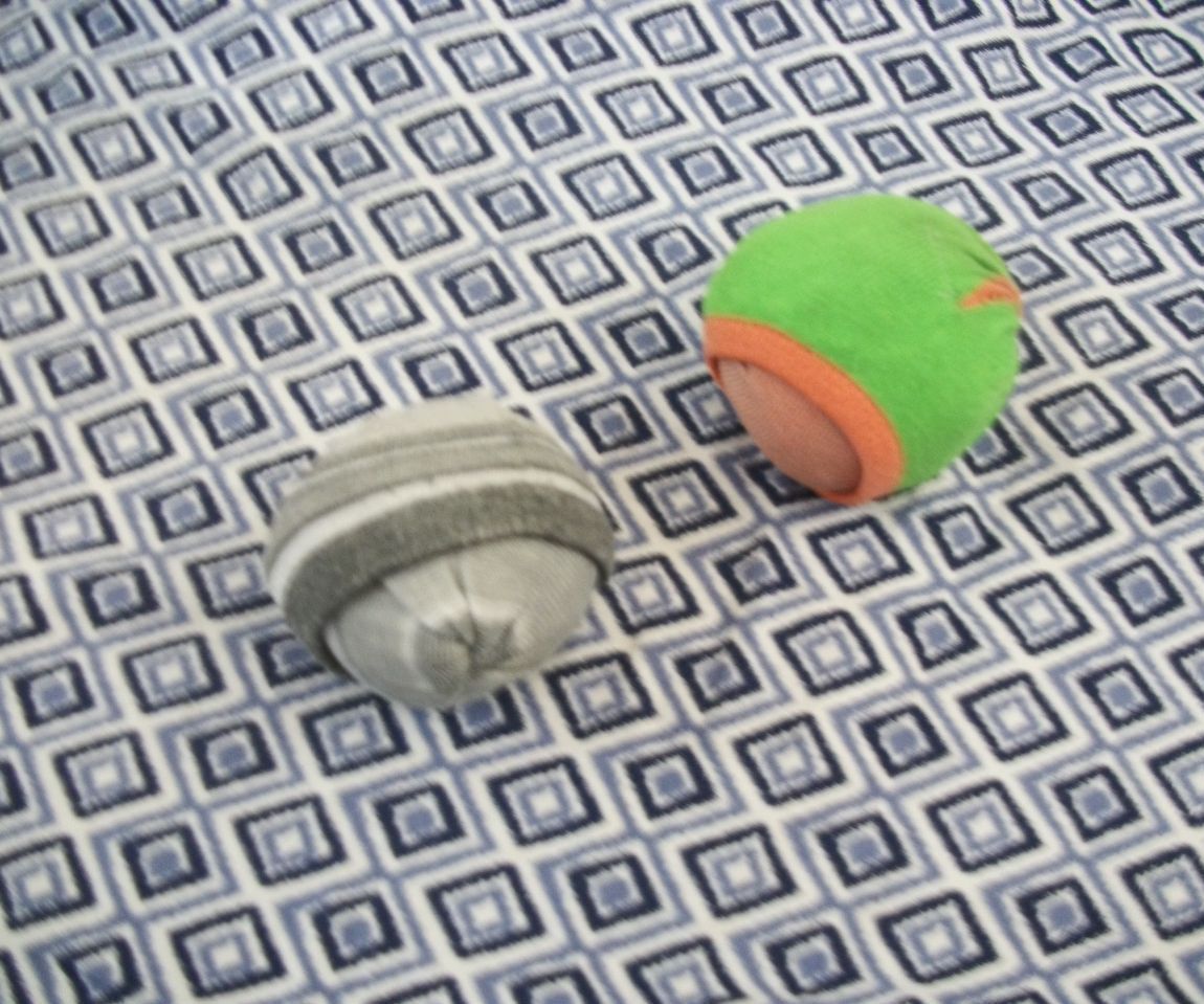 Sock Ball Toy for Dogs: No Sew! : 4 Steps - Instructables