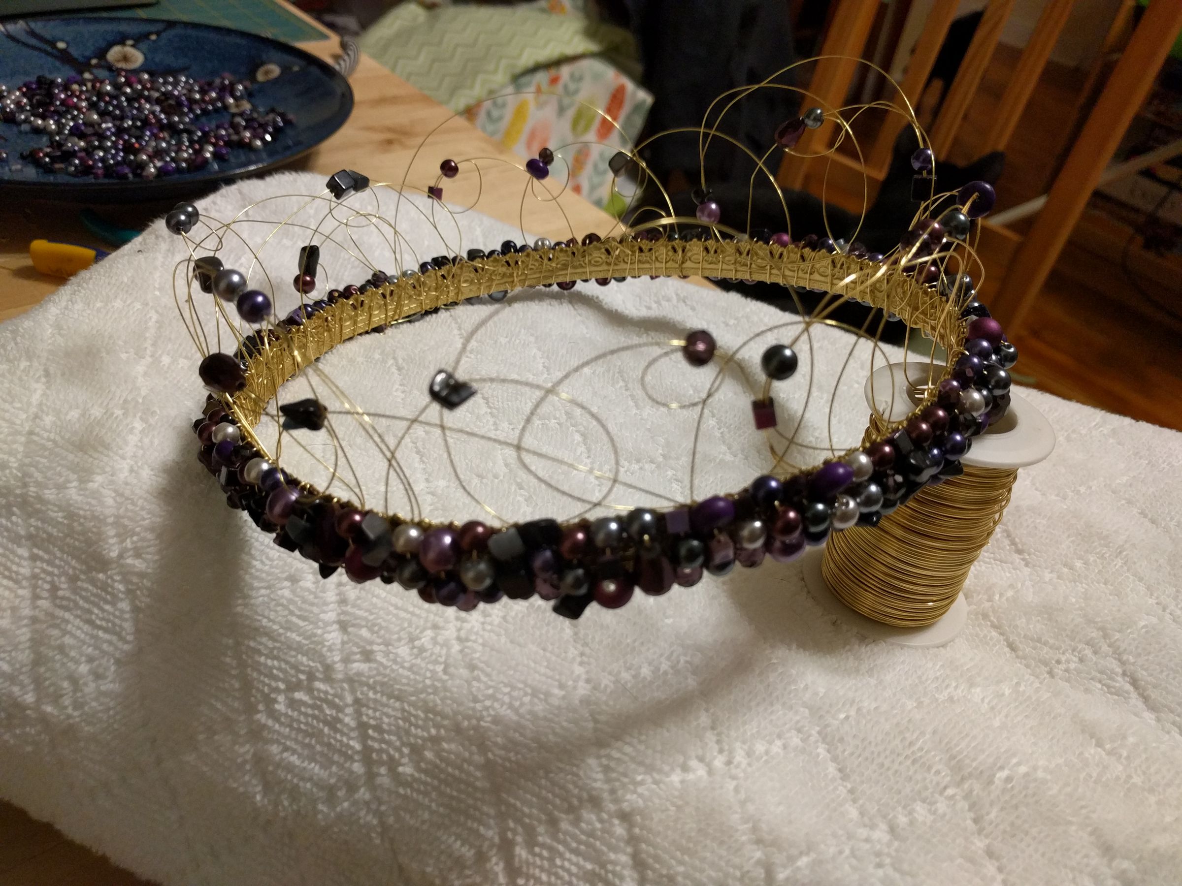 Beaded Crown for a Prince(ss) : 4 Steps (with Pictures) - Instructables