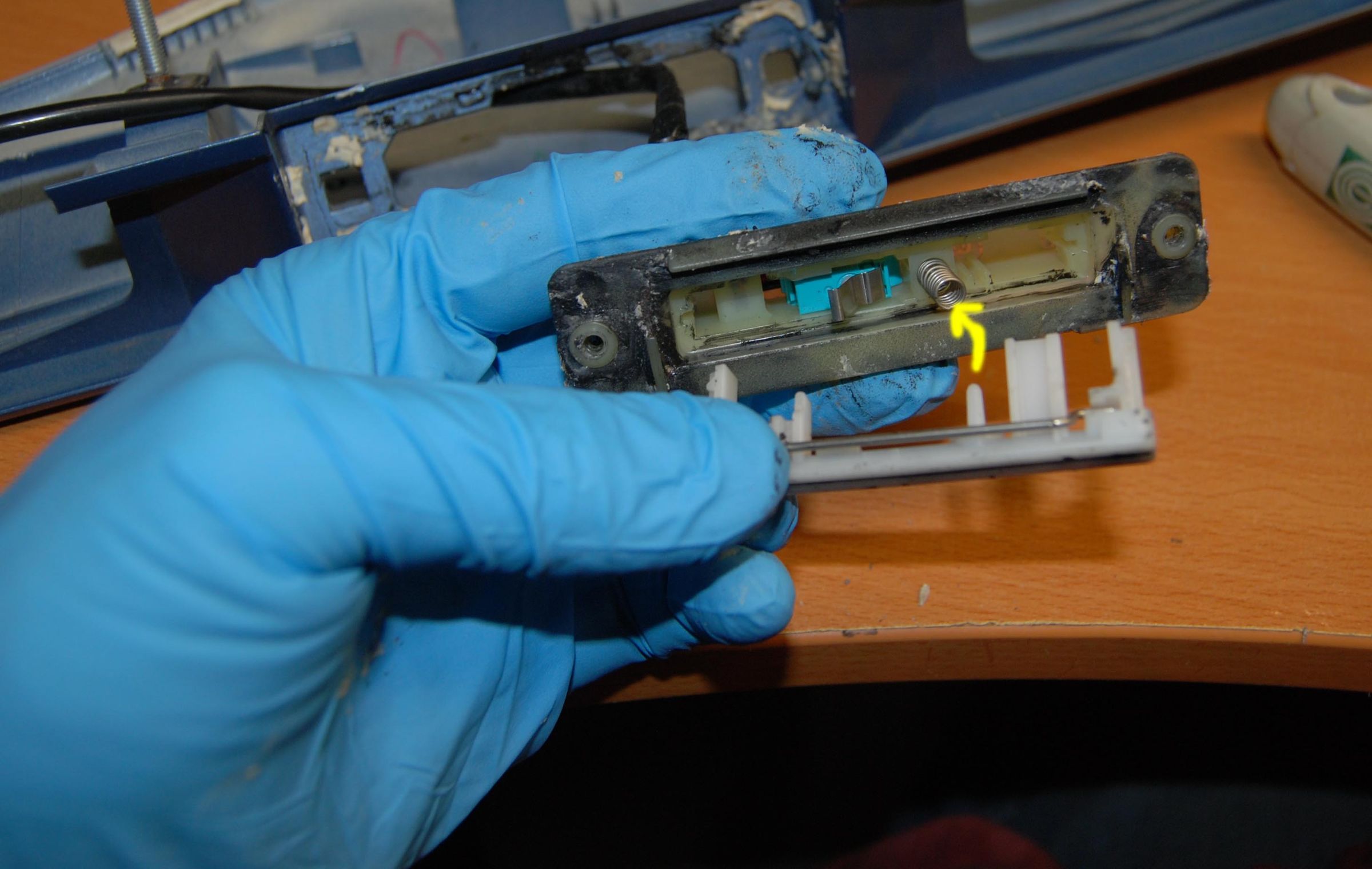 2007 Prius Hatch Latch REPAIR : 4 Steps - Instructables