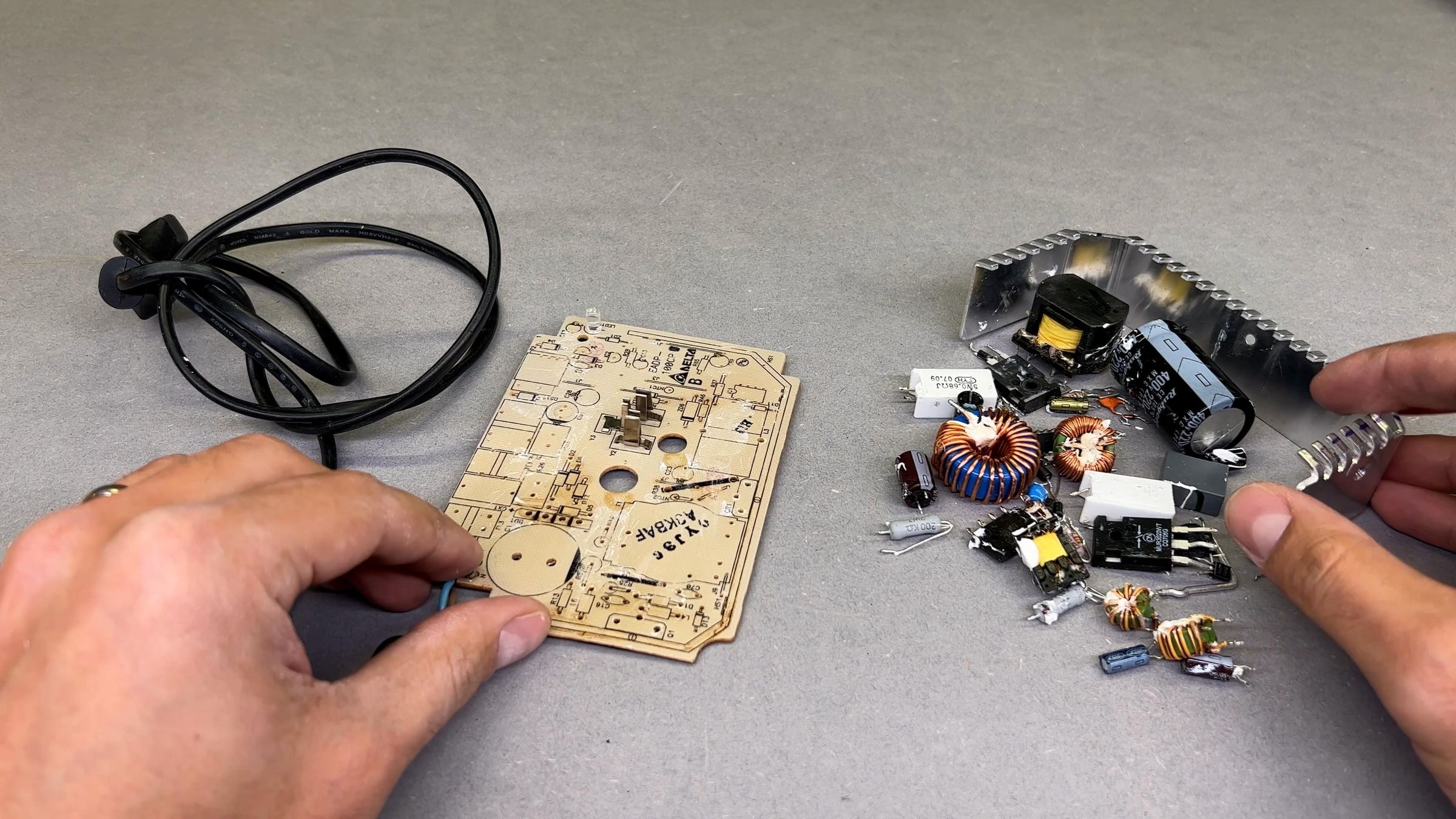 Battery Repair by Converting Ni-Cd to Lithium-Ion (Battery and Charger ...