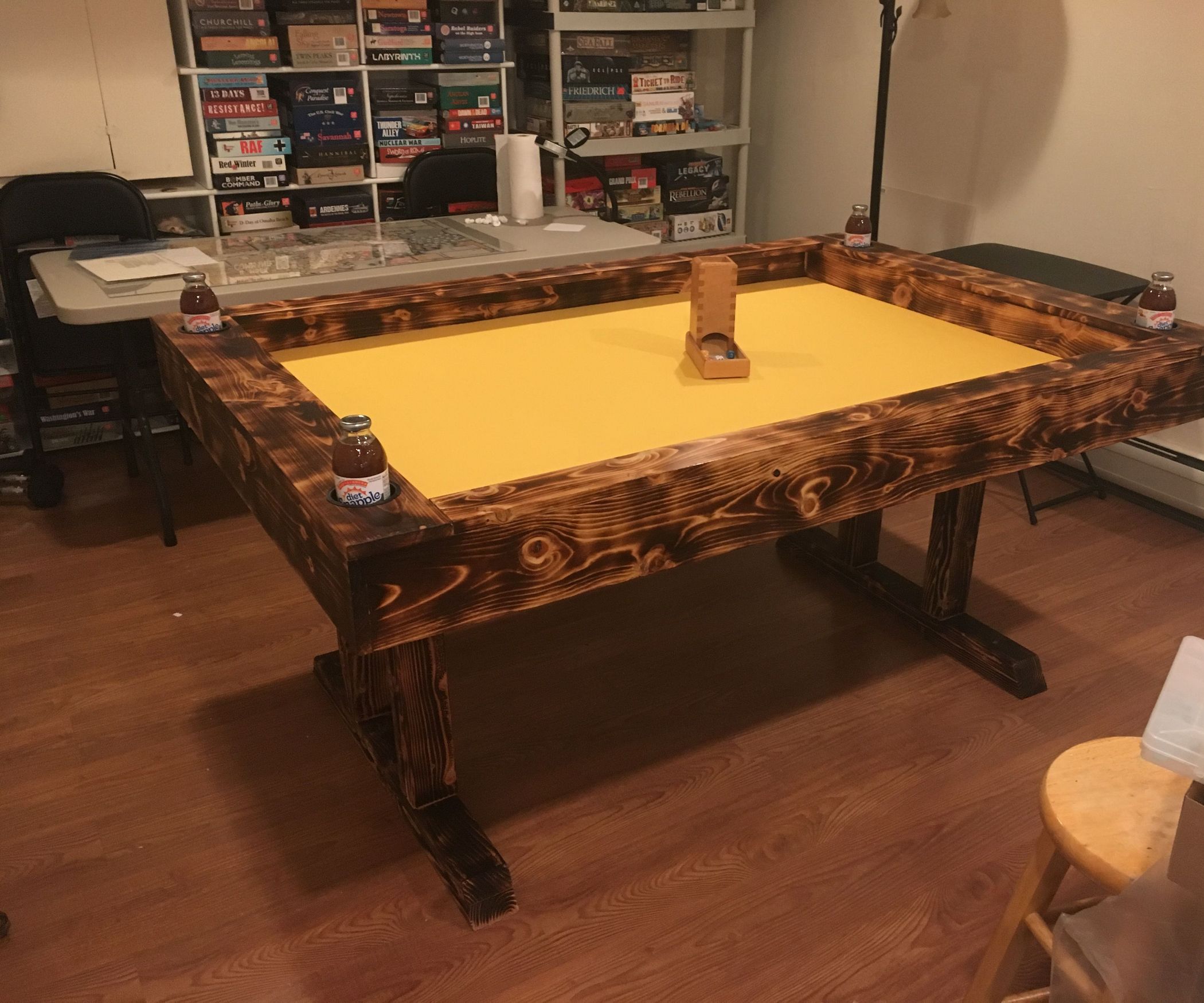 Hi-Contrast Gaming Table : 5 Steps (with Pictures) - Instructables