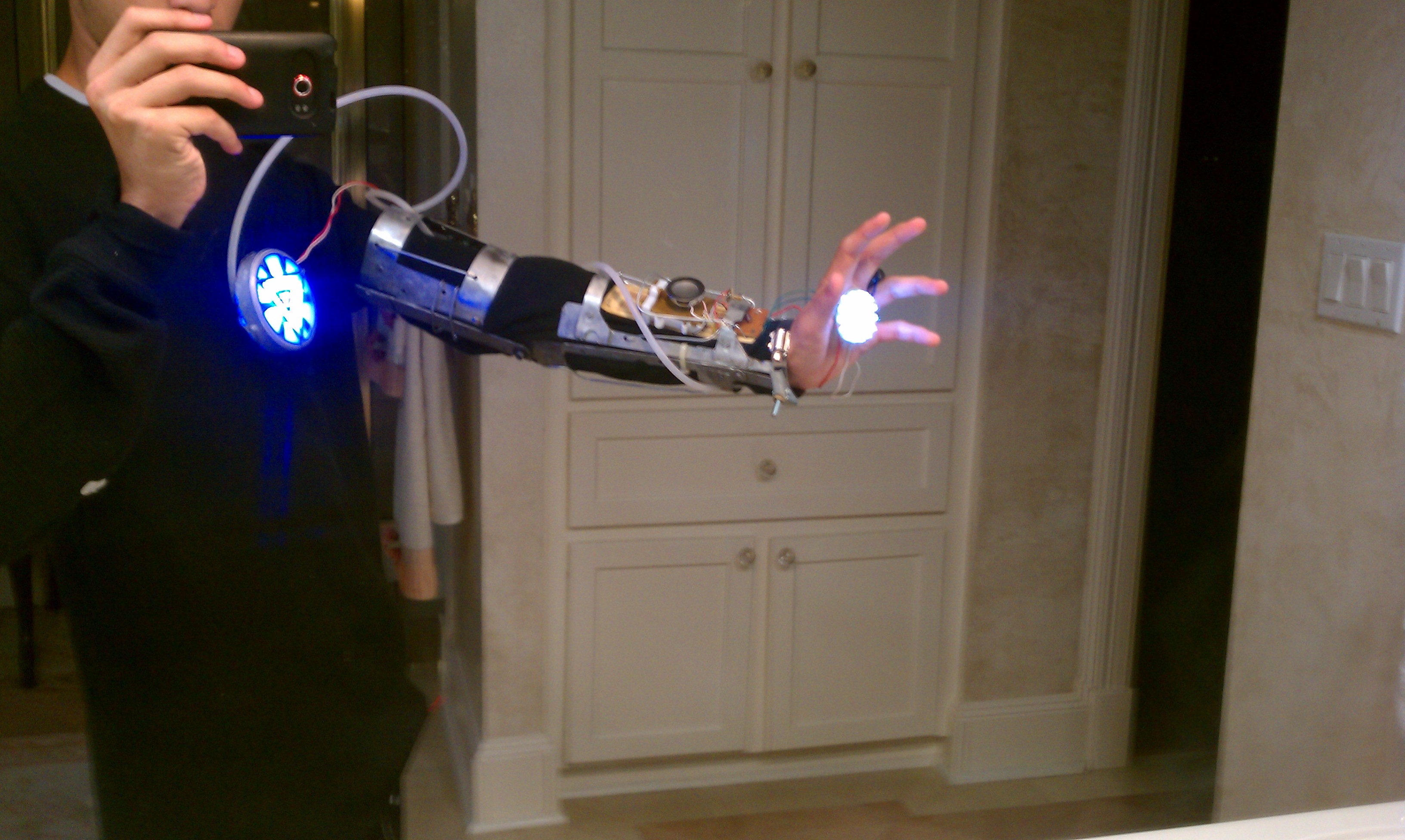 Iron Man/Tony Stark Repulsor Arm - Instructables