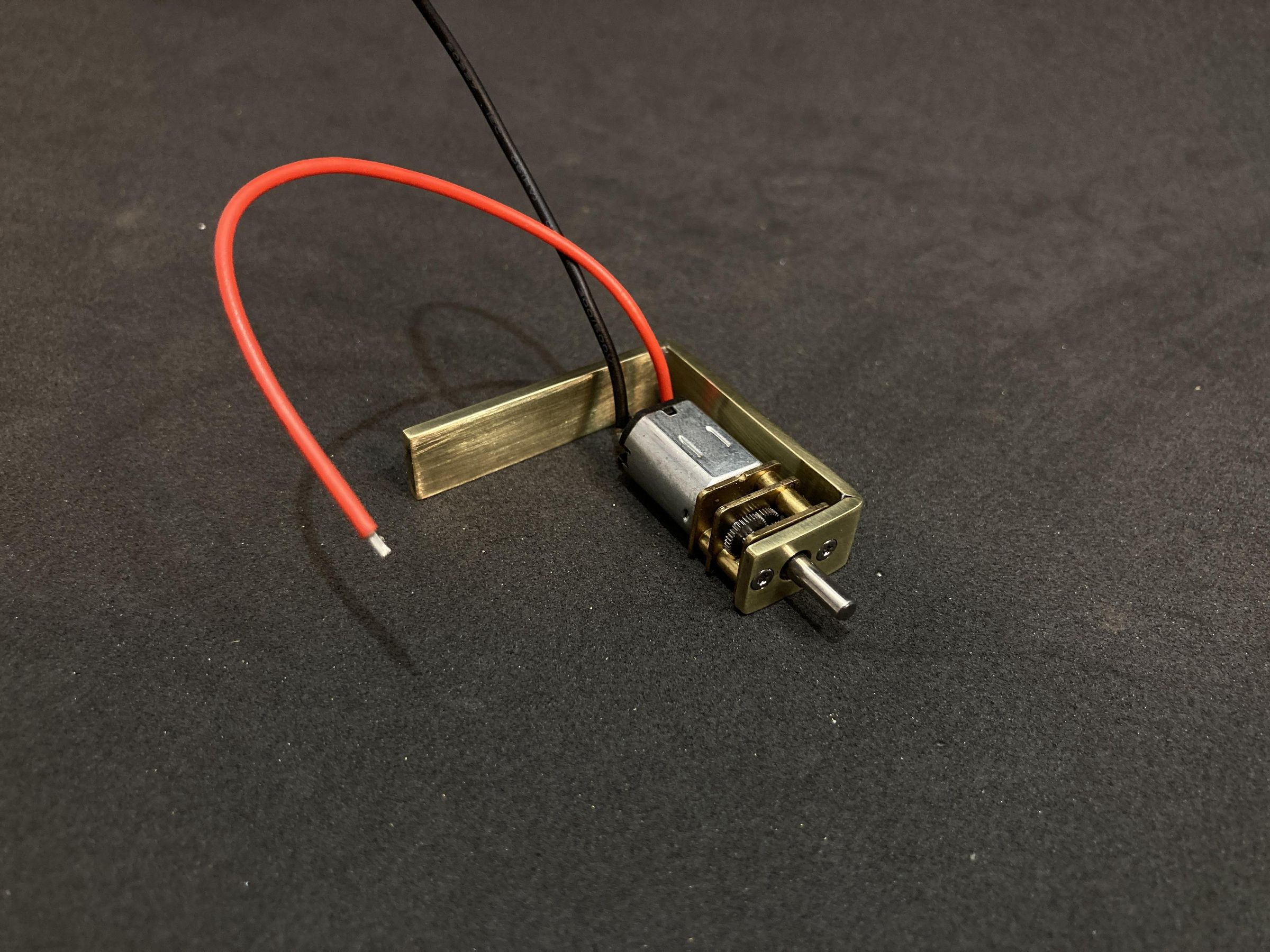 Light-Tracking BEAM Robot Head : 57 Steps (with Pictures) - Instructables