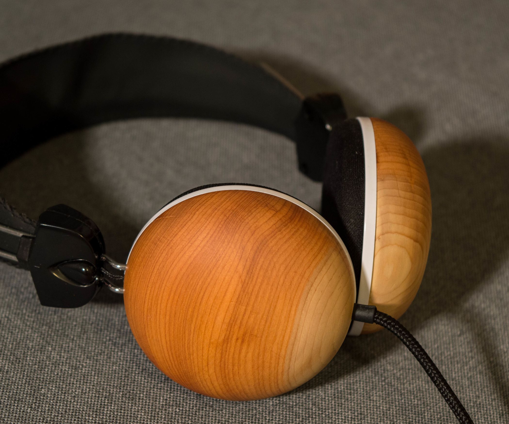 Homemade Wooden Headphones : 4 Steps (with Pictures) - Instructables