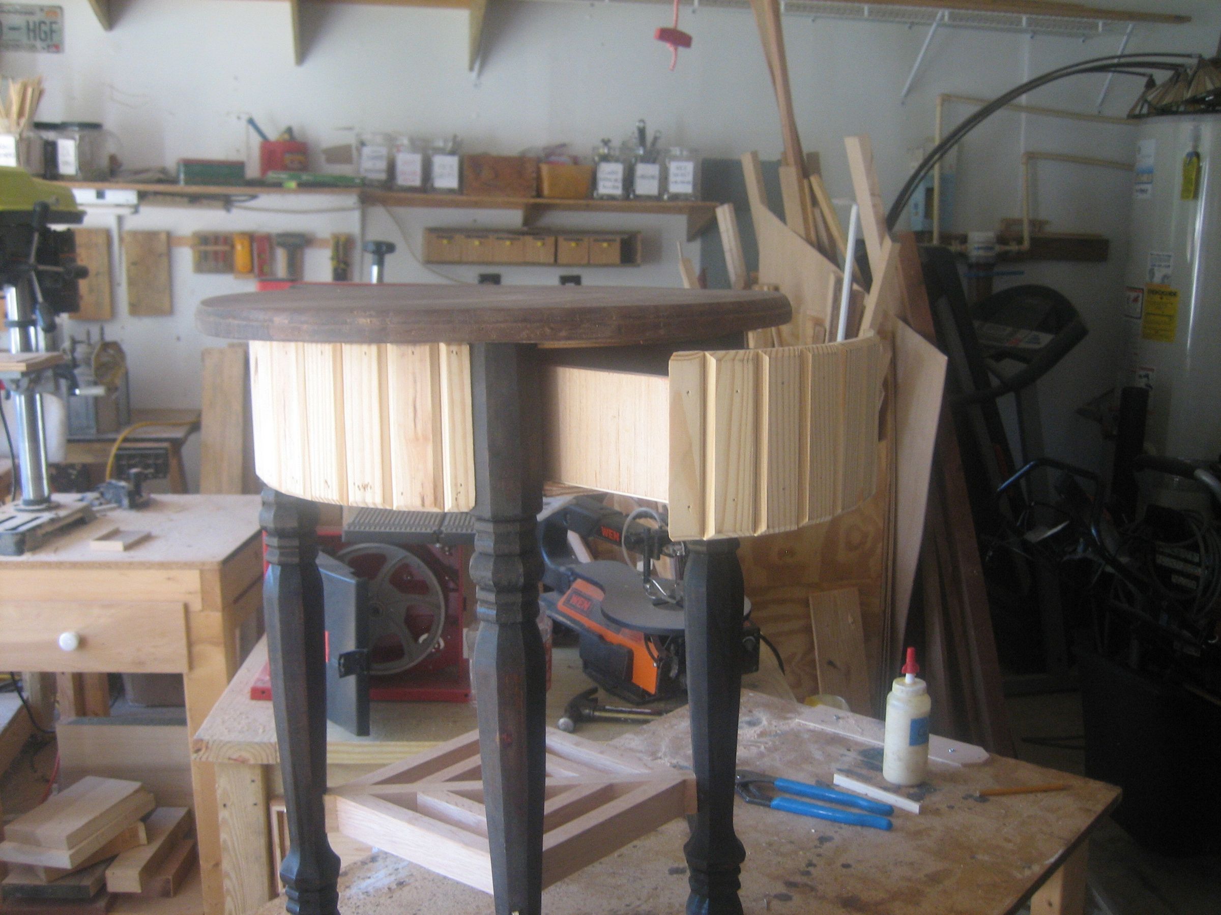 ROUND TABLE WITH SECRET COMPARTMENT : 11 Steps (with Pictures ...