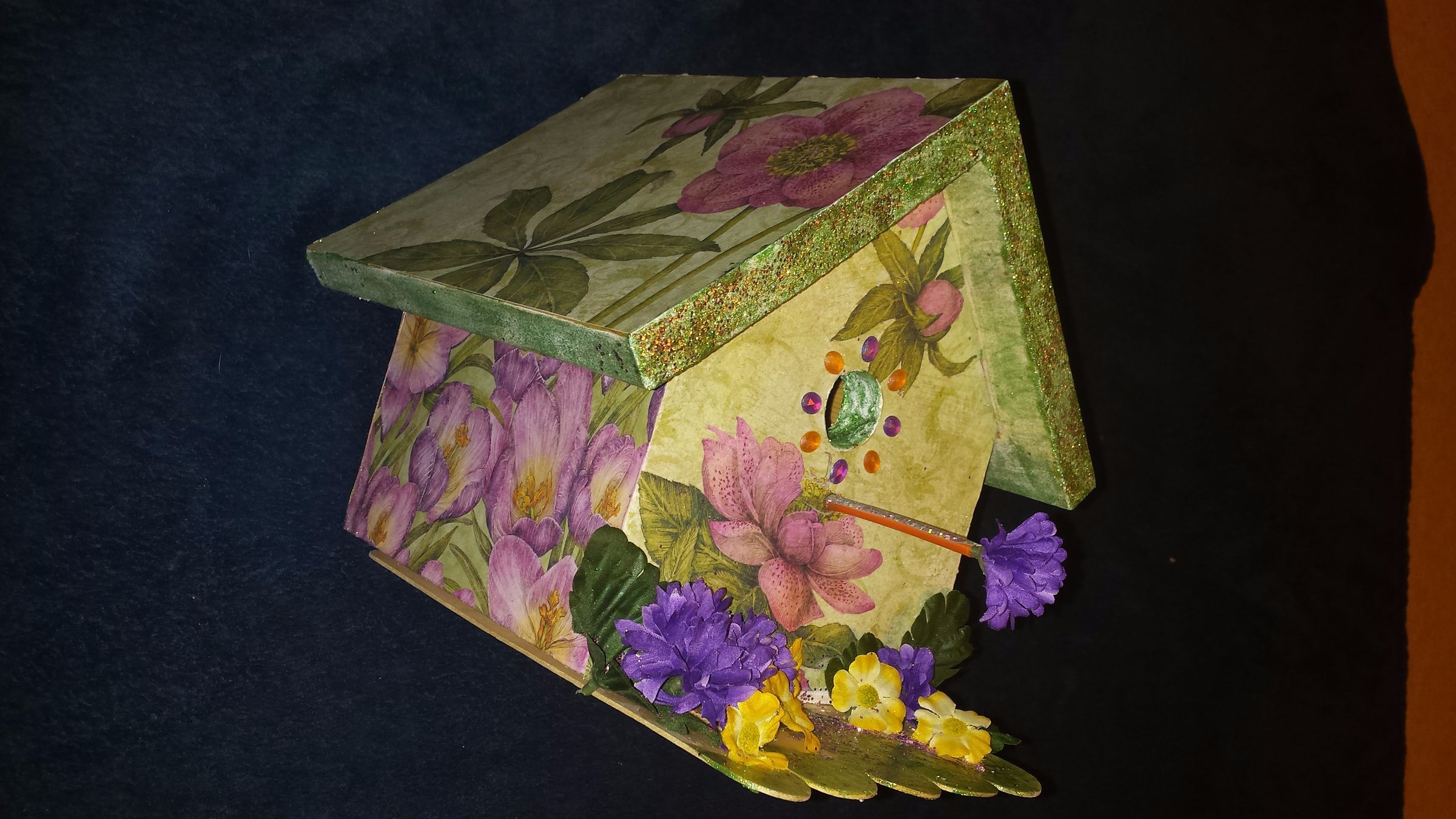 Scrapbook Paper Decorated Birdhouse : 6 Steps (with Pictures ...