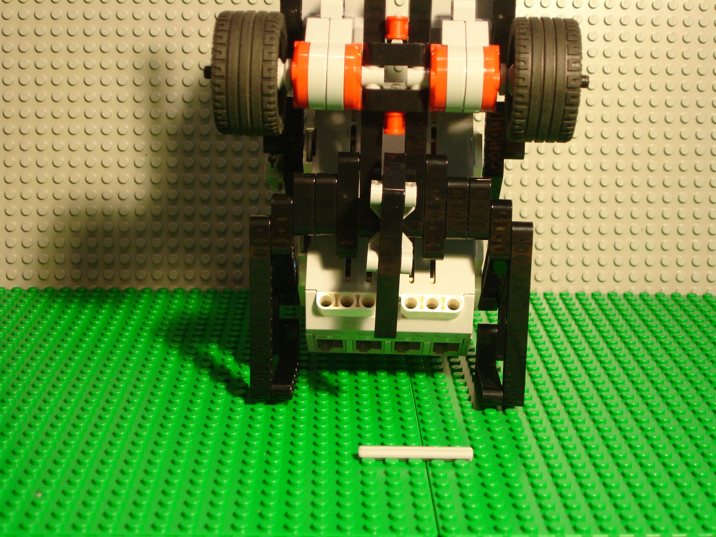 Build a Simple LEGO Starter Robot : 7 Steps - Instructables