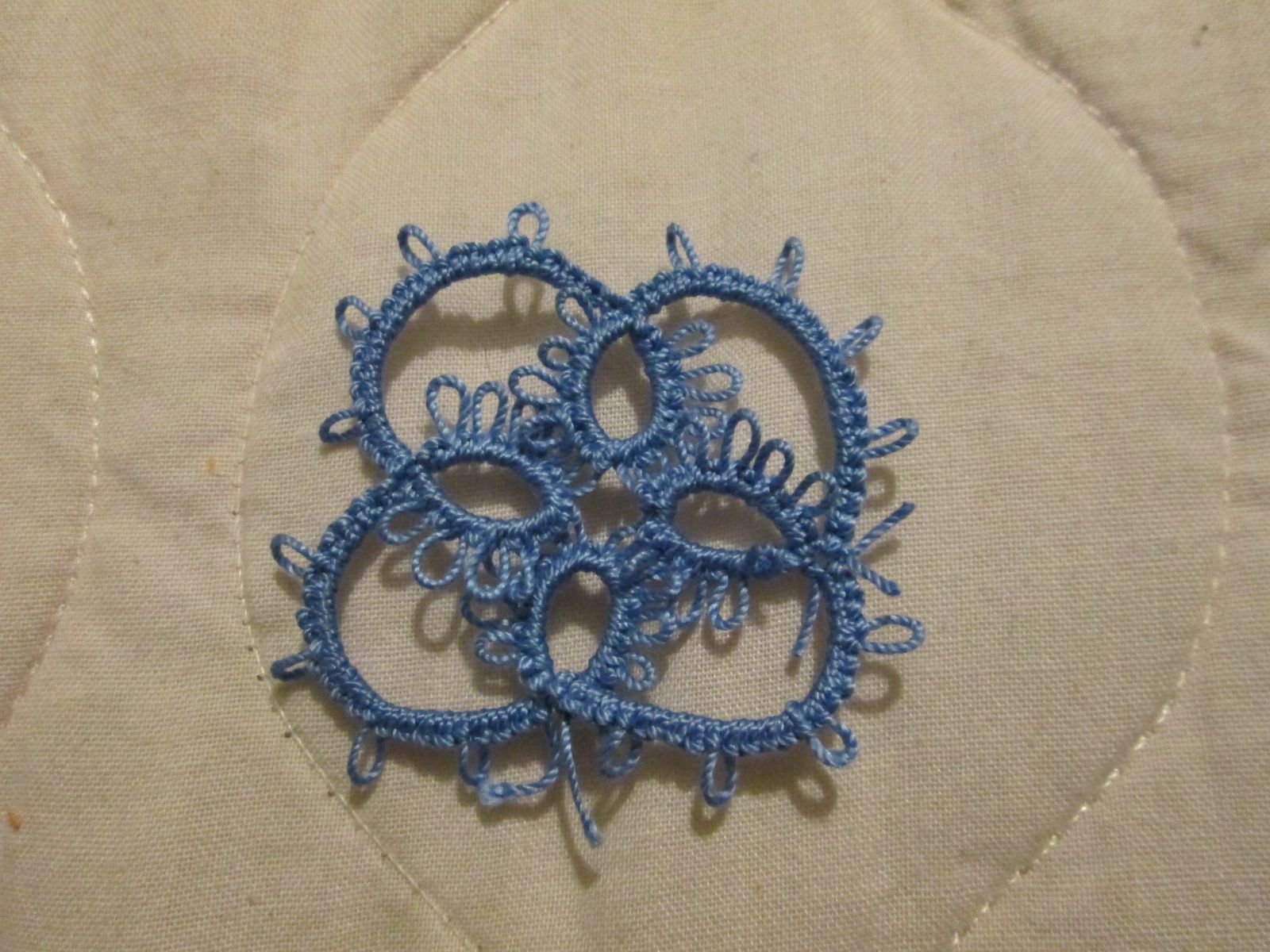Square Vintage Tatted Motif : 11 Steps - Instructables
