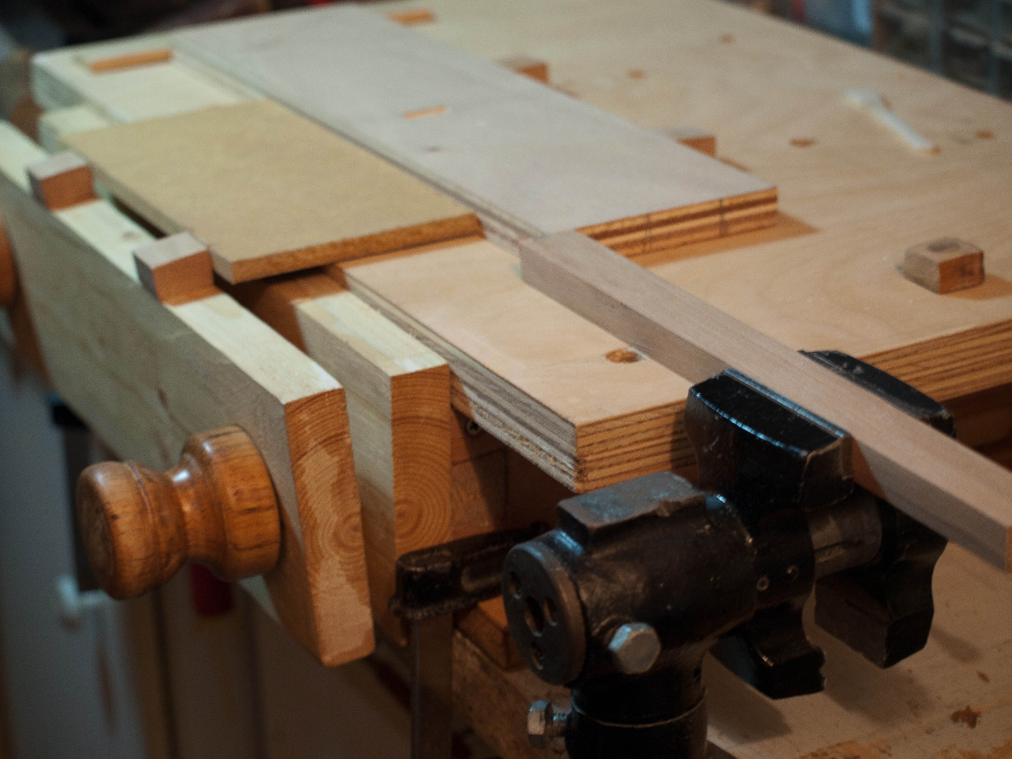 Tabletop Bench and Moxon Vice : 14 Steps (with Pictures) - Instructables